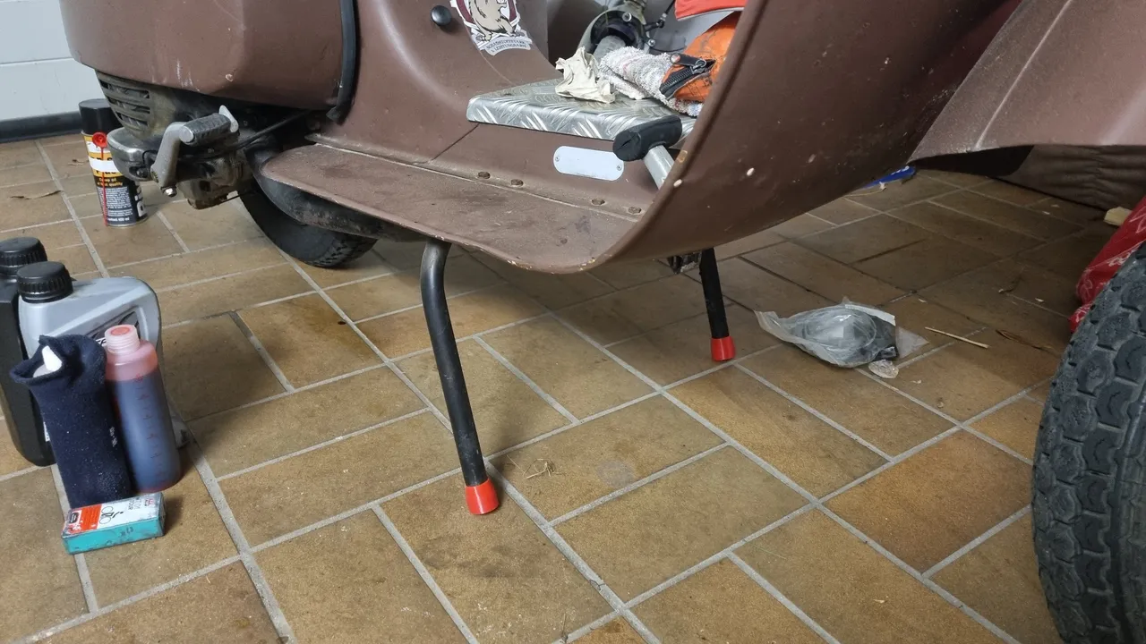 Vespa PX PK main Stand Rubber Feet by MisterED | Download free STL ...