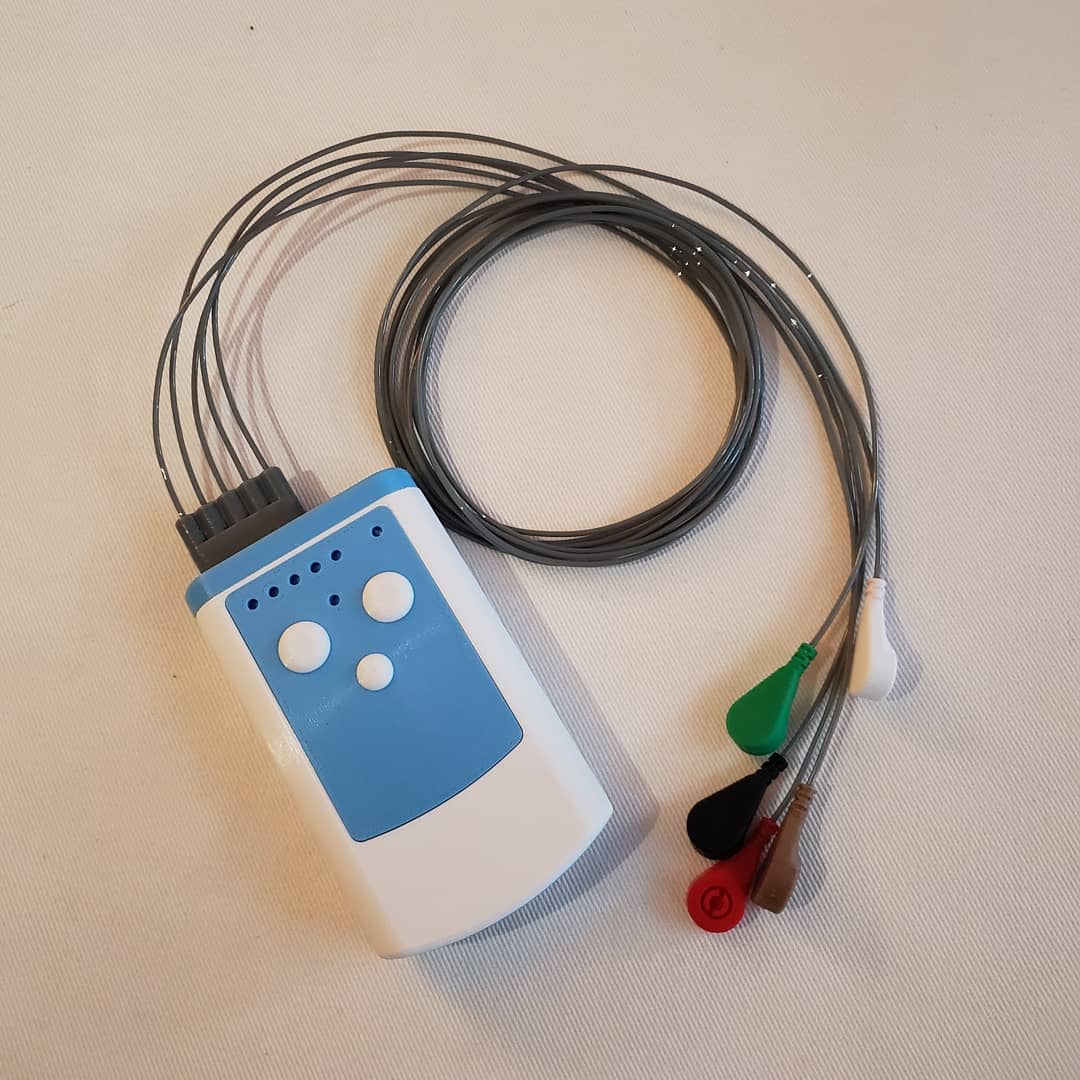 Telebox--Heart Telemetry Simulation Tool [with Clipping Leads] by Vince ...