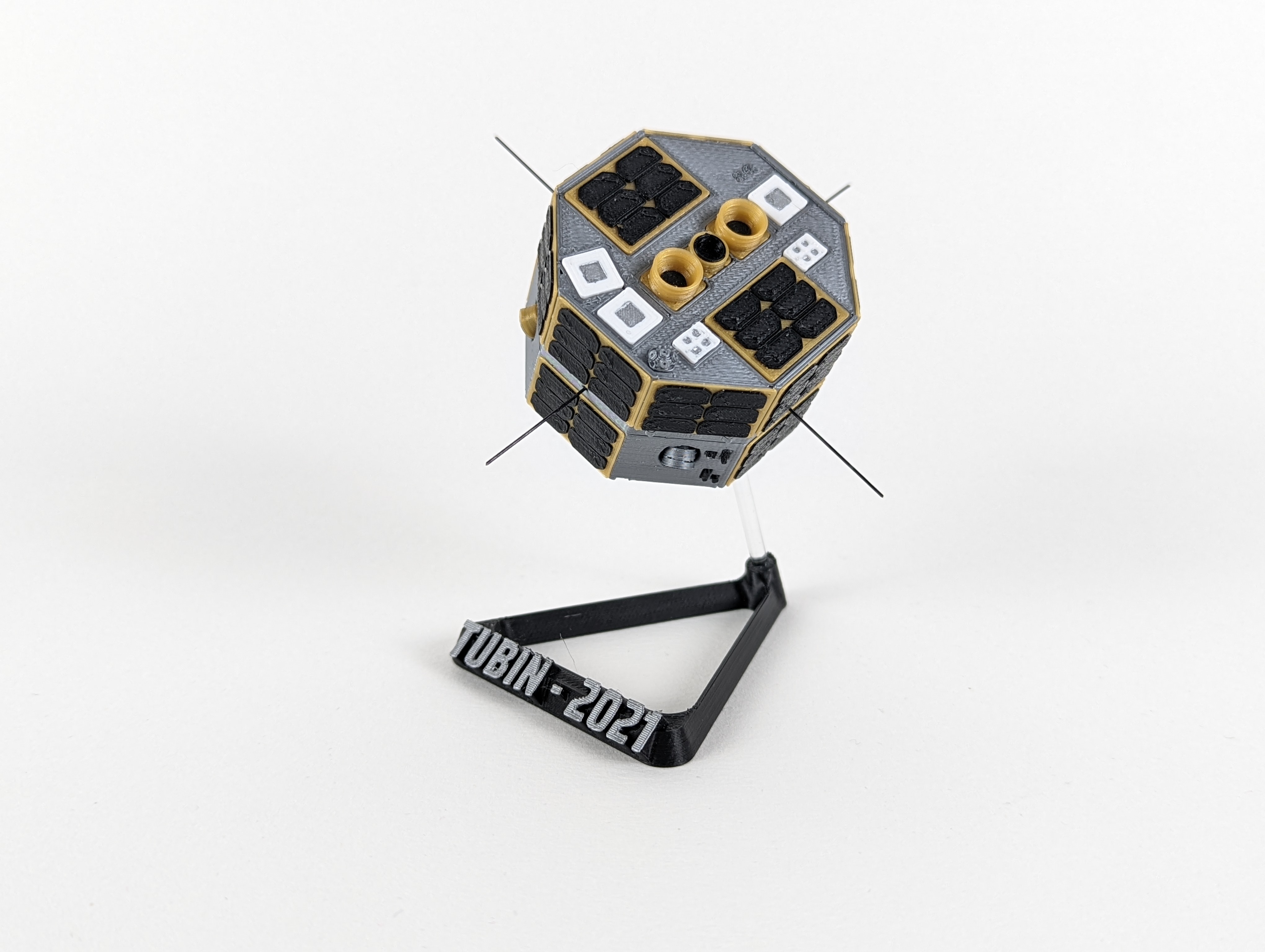 TUBIN microsatellite 1:10 model by Valentin | Download free STL model ...