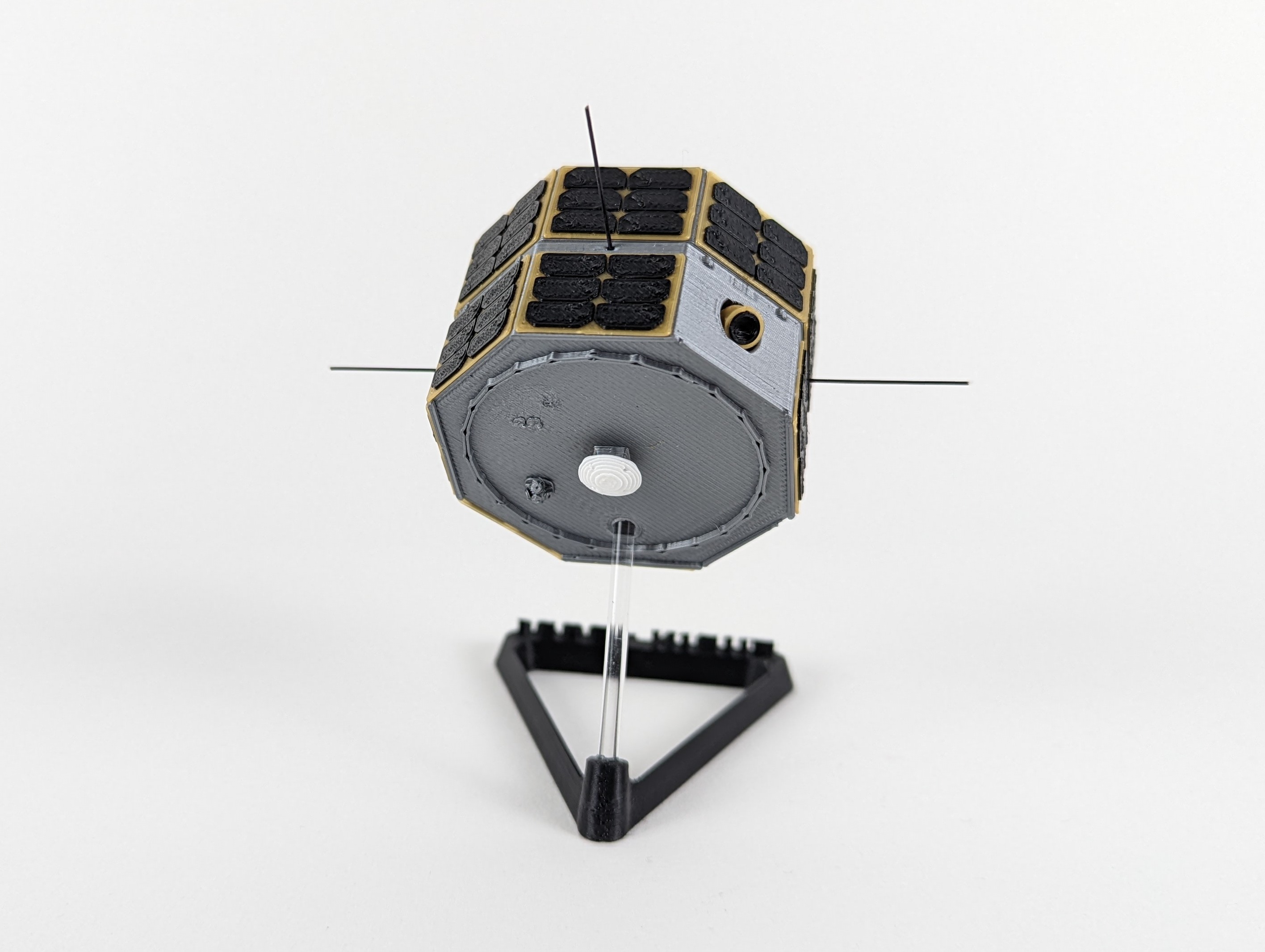 TUBIN microsatellite 1:10 model by Valentin | Download free STL model ...