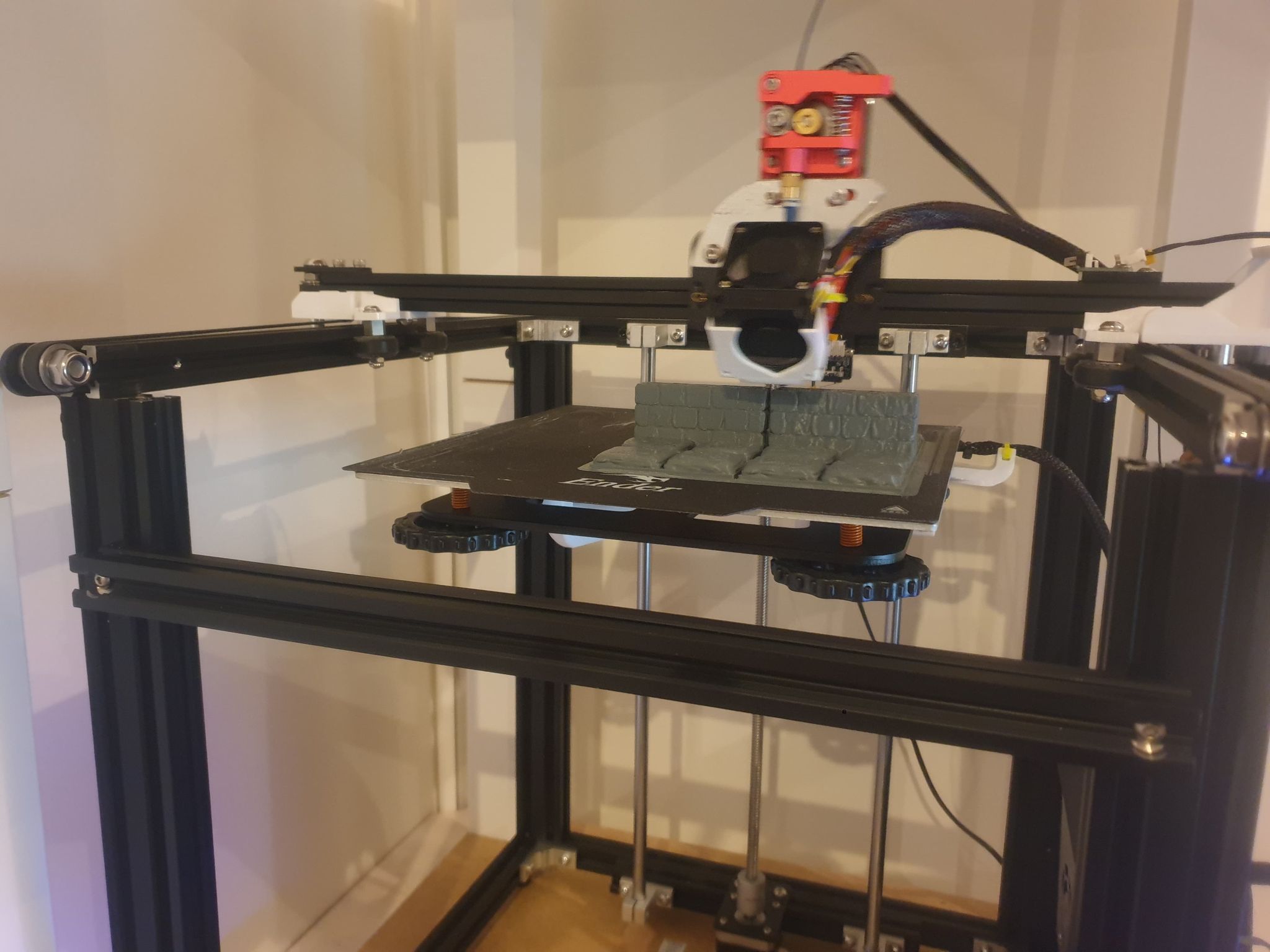 275mm movement X-axis on Ender 5 Pro by Erik Skarp | Download free STL ...