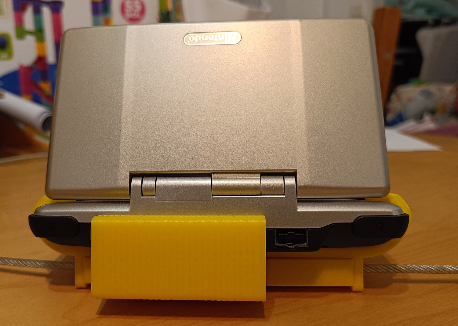 Anti-Theft - Nintendo DS Fat stand by Lioledingue | Download free STL ...