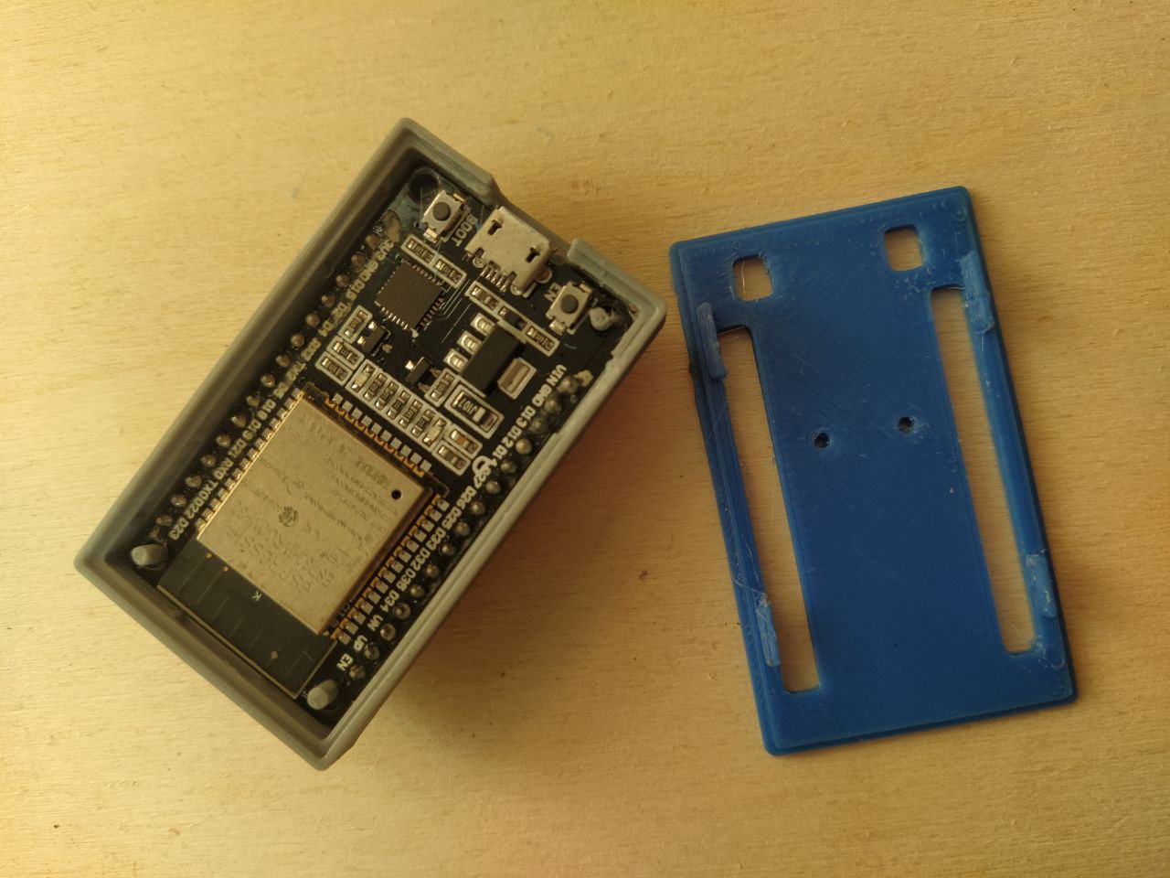 Esp 32 Gehäuse esp32 case da Fibonachio | Scarica il modello STL ...