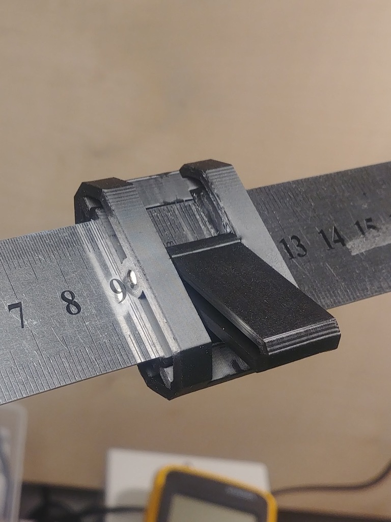 YARG tank - Yet Another Ruler Gauge by Konjiorno | Download free STL ...