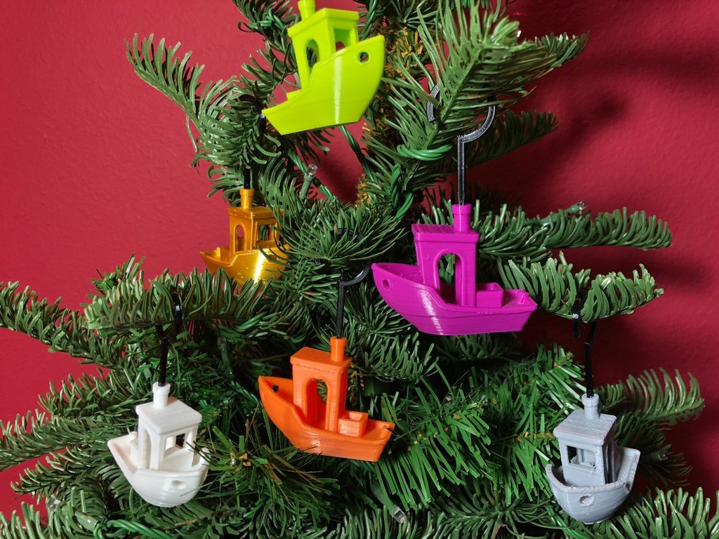 Easy-Print Benchy Christmas Tree Hanger by Josh Carter | Download free ...