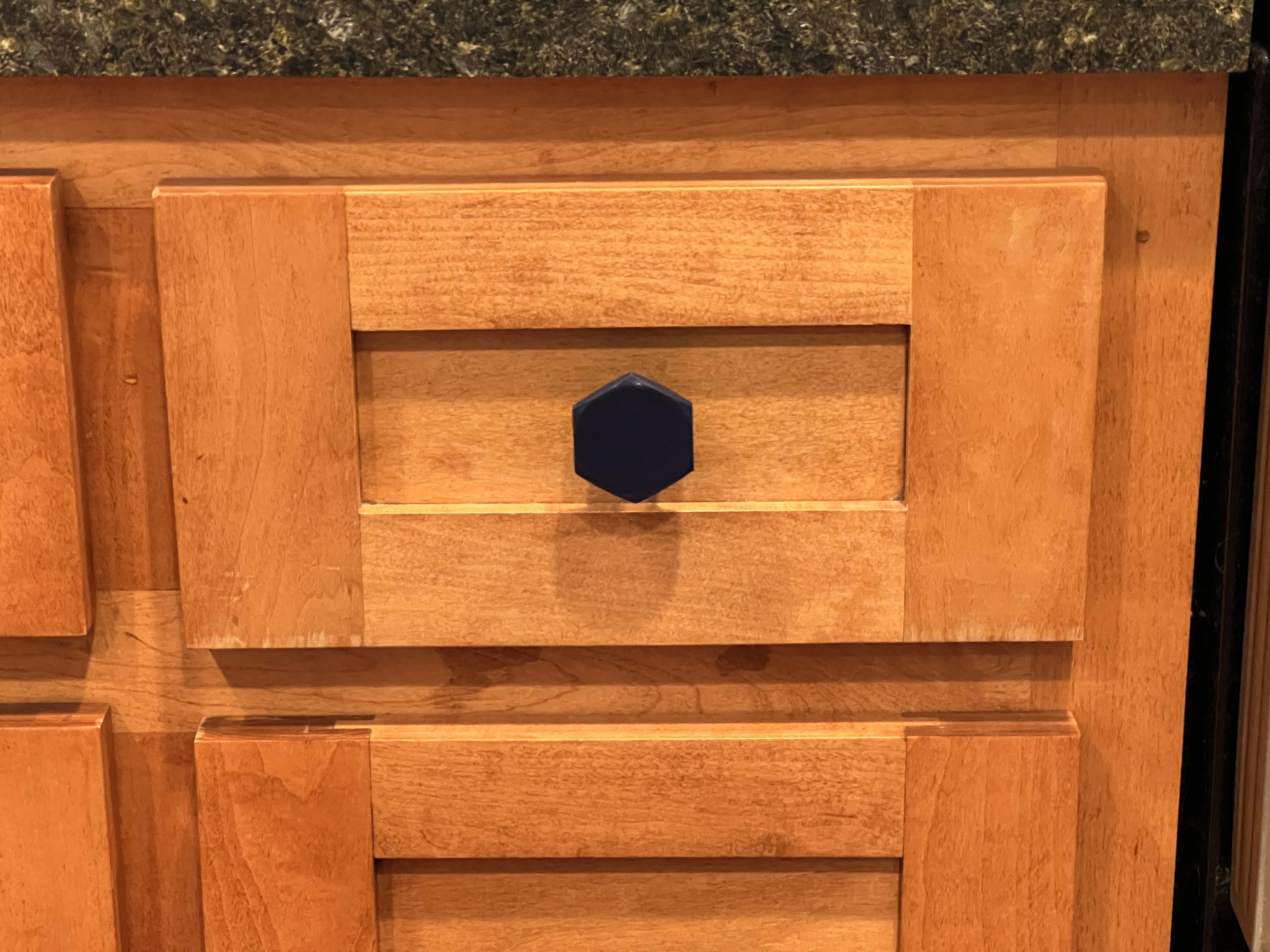 Hexagon w/ Thread (aka: Bolt) Drawer Pull by Sean | Download free STL ...