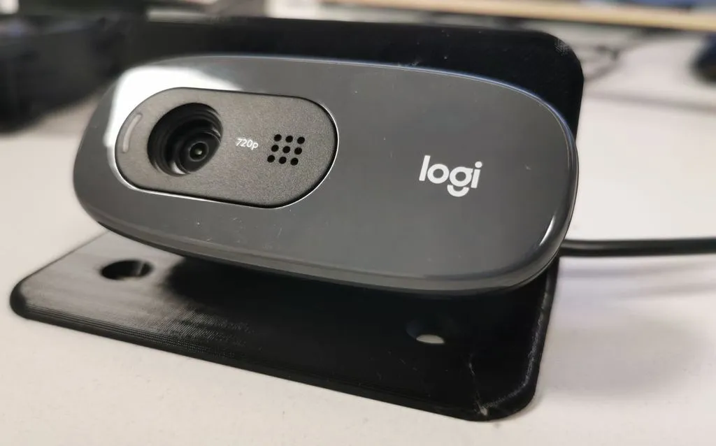 Logitech C270 corner mount by sternli27 | Download free STL model ...