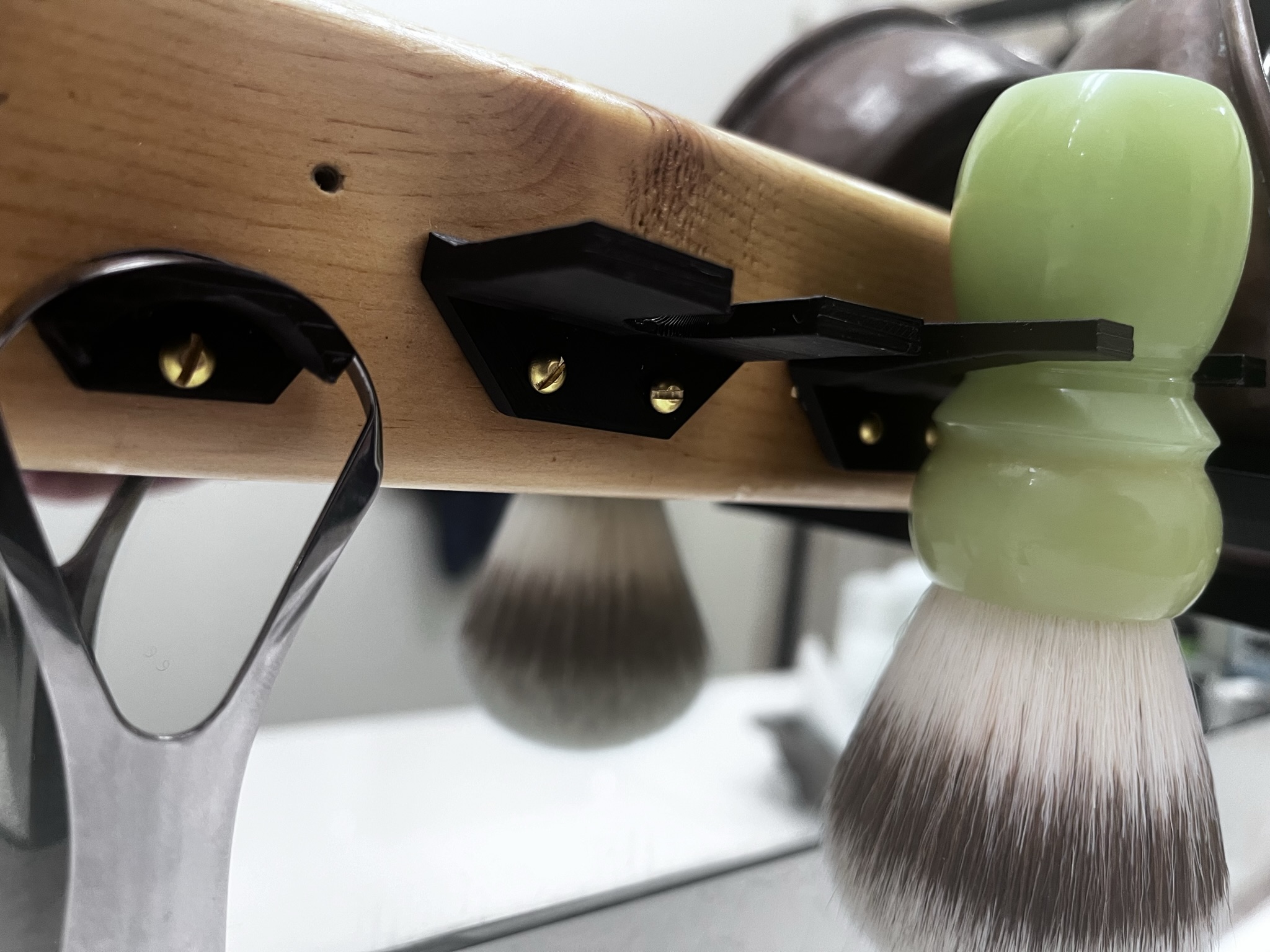 Safety Razor Holder V2 by Fried Eggroll with Pho | Download free STL ...