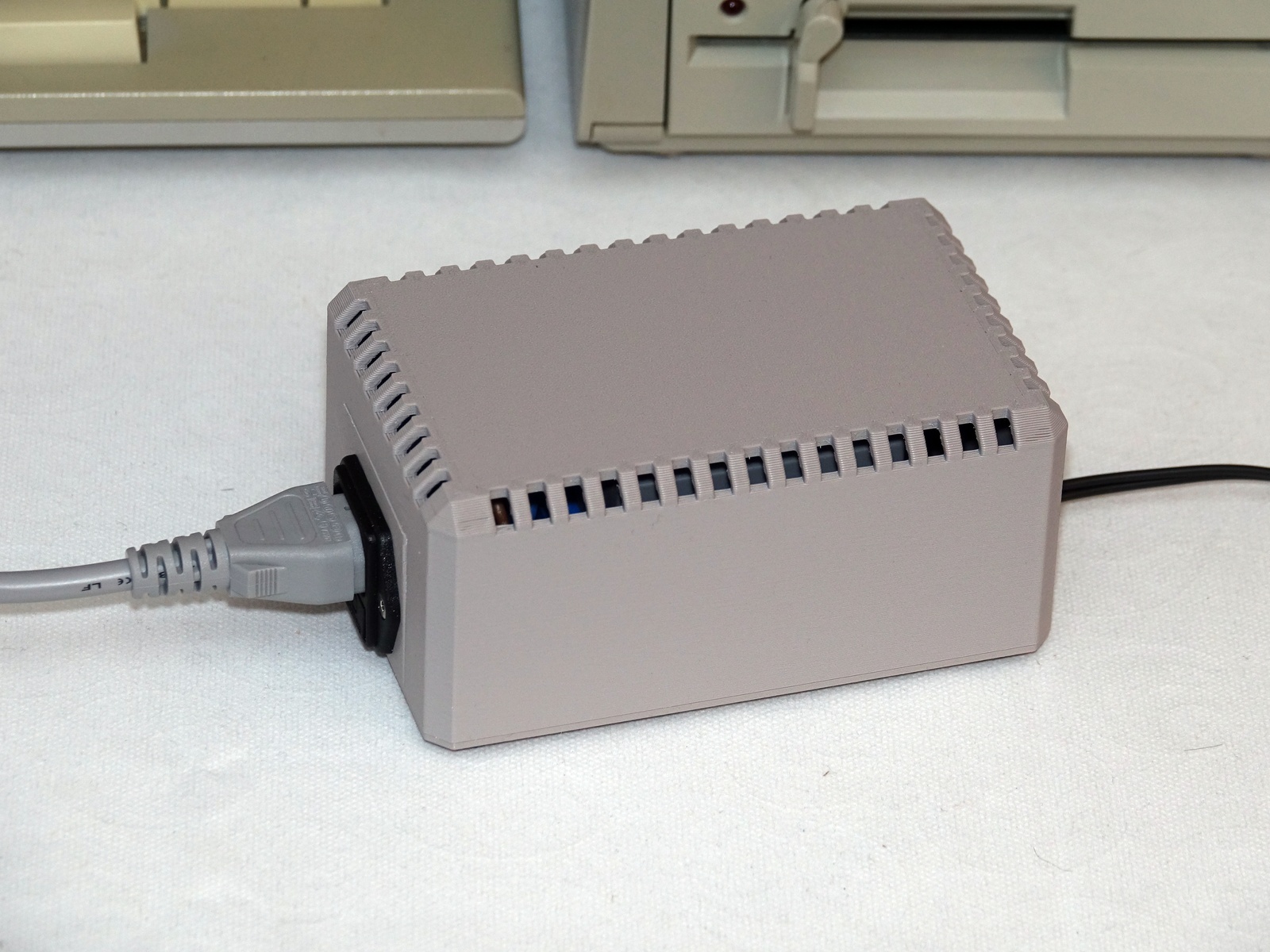 Atari 1050 (XF551) floppy PSU Case by Skovik | Download free STL model ...
