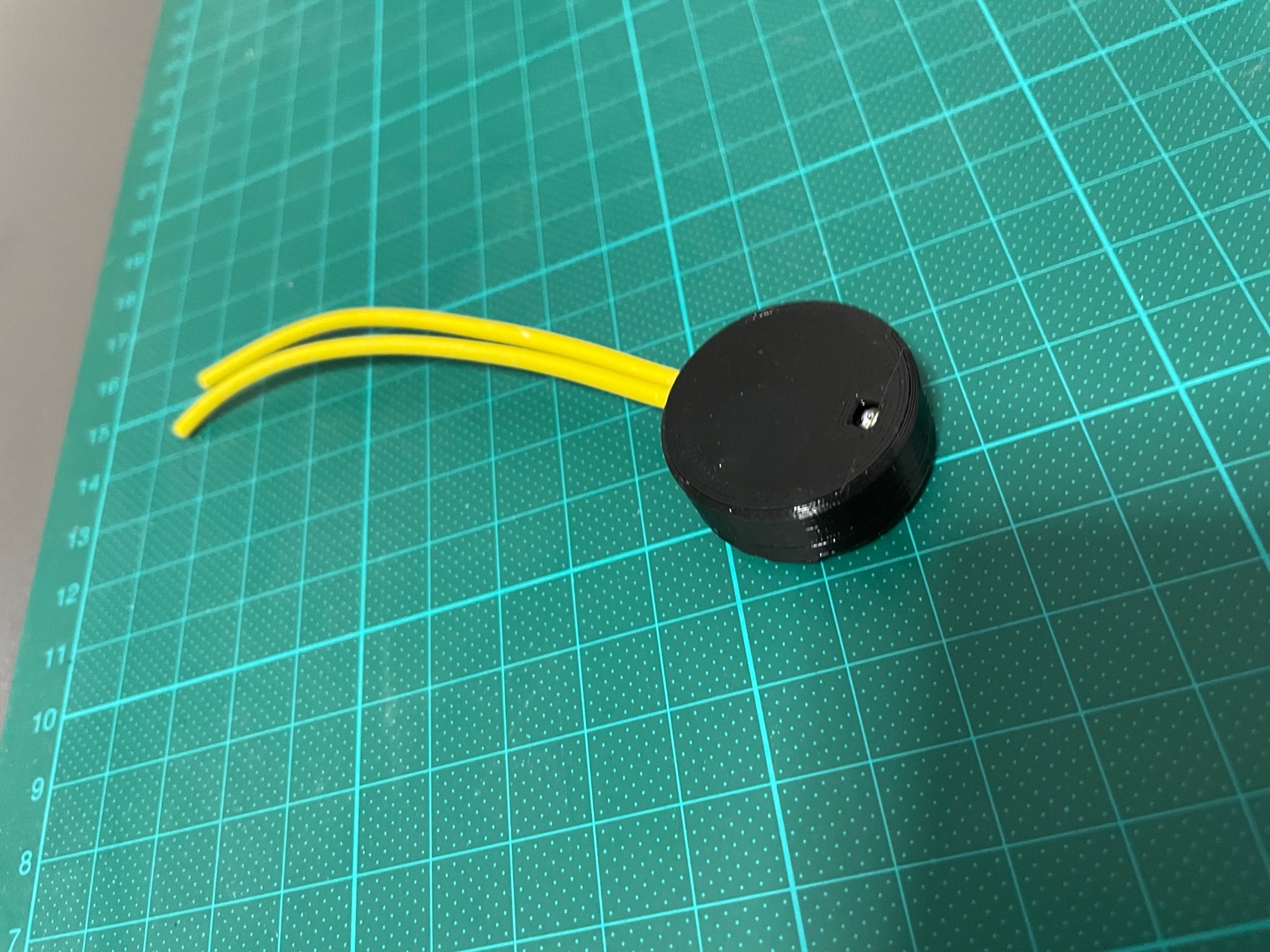 HUE Smart Button to Wall Switch Module by CR89 | Download free STL ...