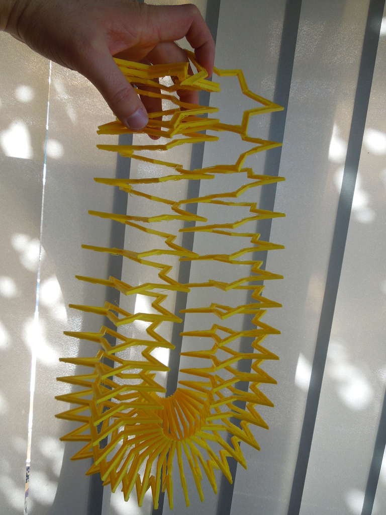 Customizable Slinky by threonin | Download free STL model | Printables.com