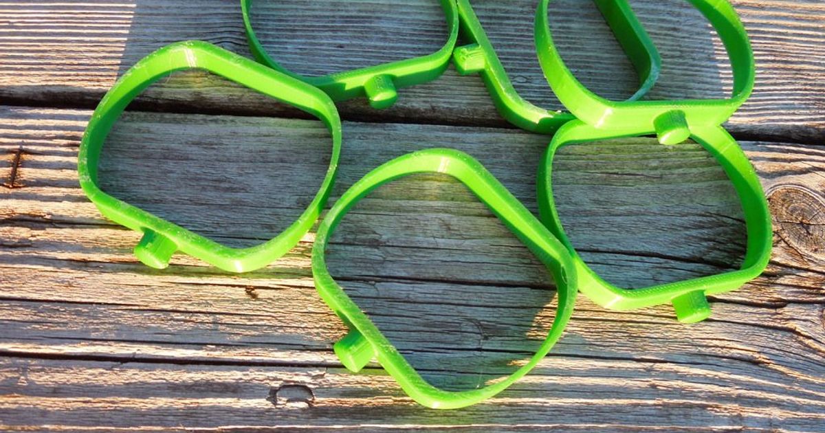 Intex Pool Pipe Connector Clamp by threonin | Download free STL model ...