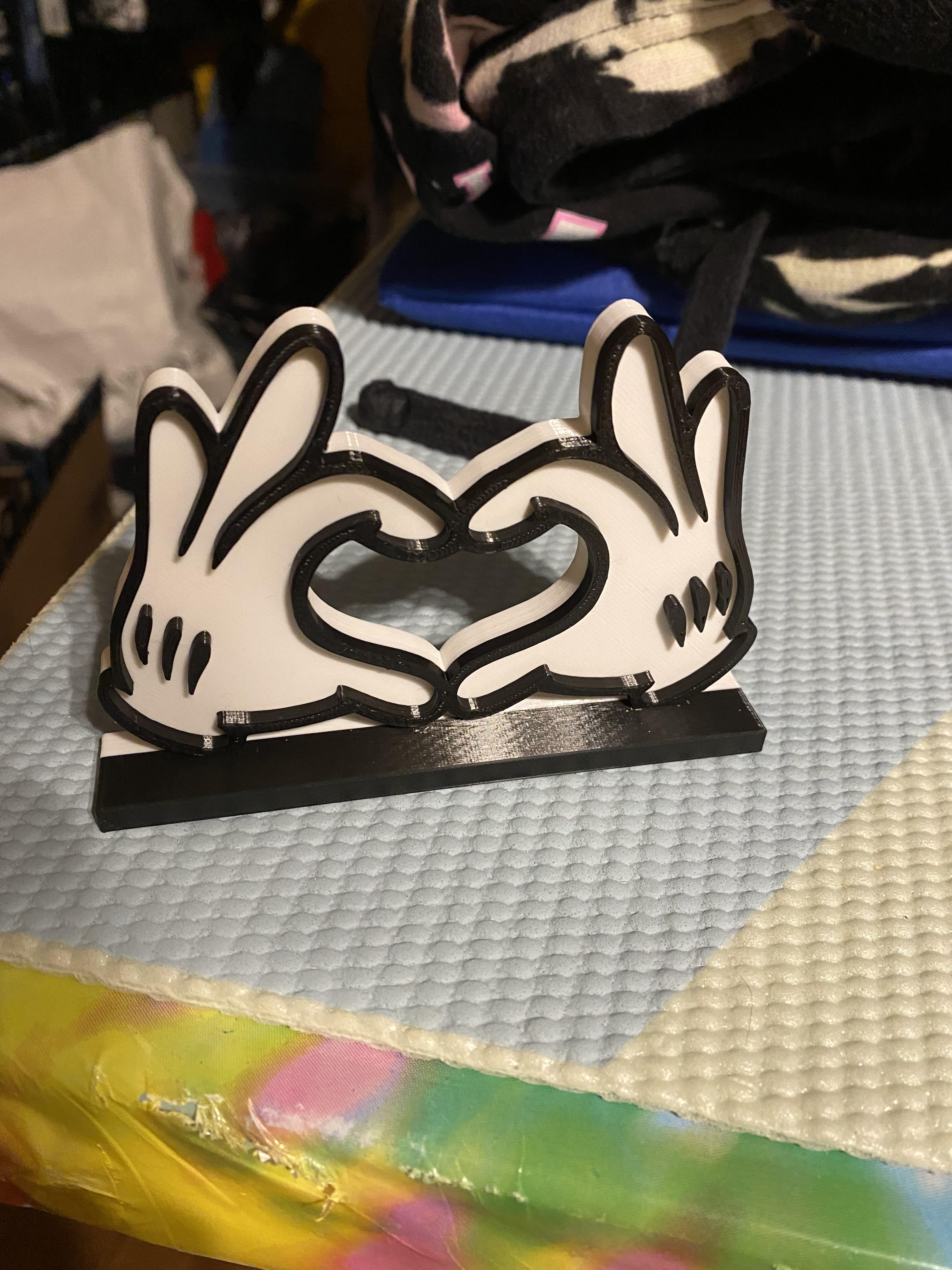 Mickey Mouse Hand Heart Plaque By Delsinc Download Free Stl Model