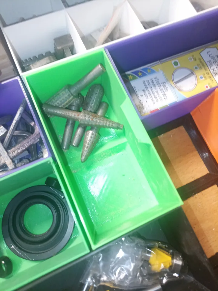 2x1 box on grid (50mm) by PaŠe | Download free STL model | Printables.com