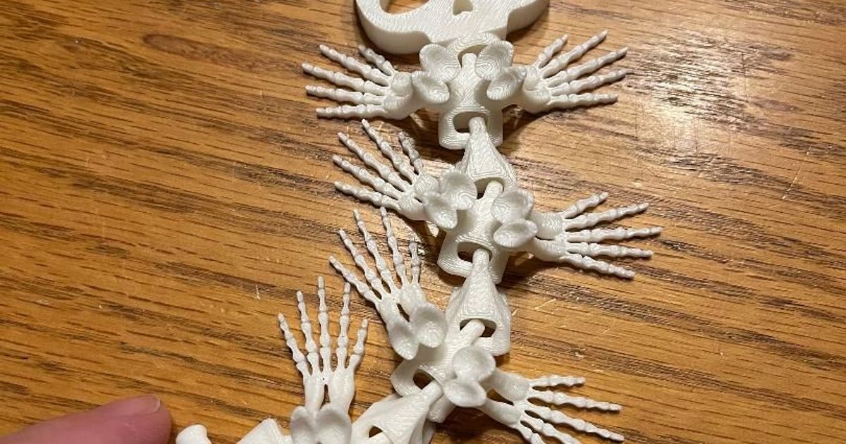 Skeleton articulating body with hands for Halloween by 3DdesignSpot ...