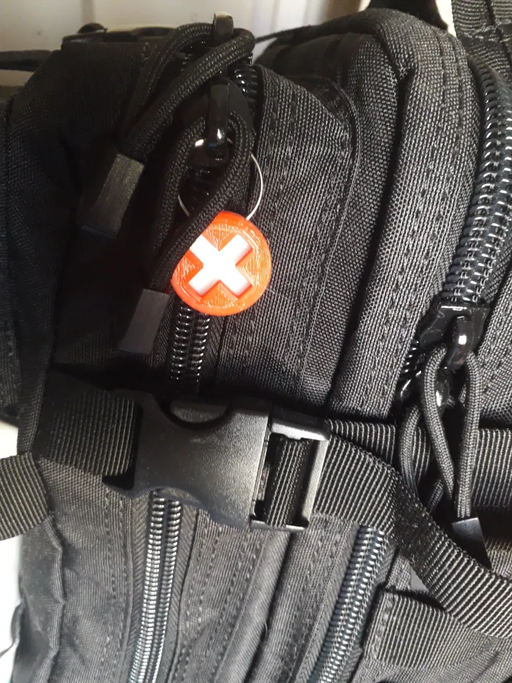 First Aid Symbol Keychain / Zipper Tag by BenjoKazooie | Download free ...