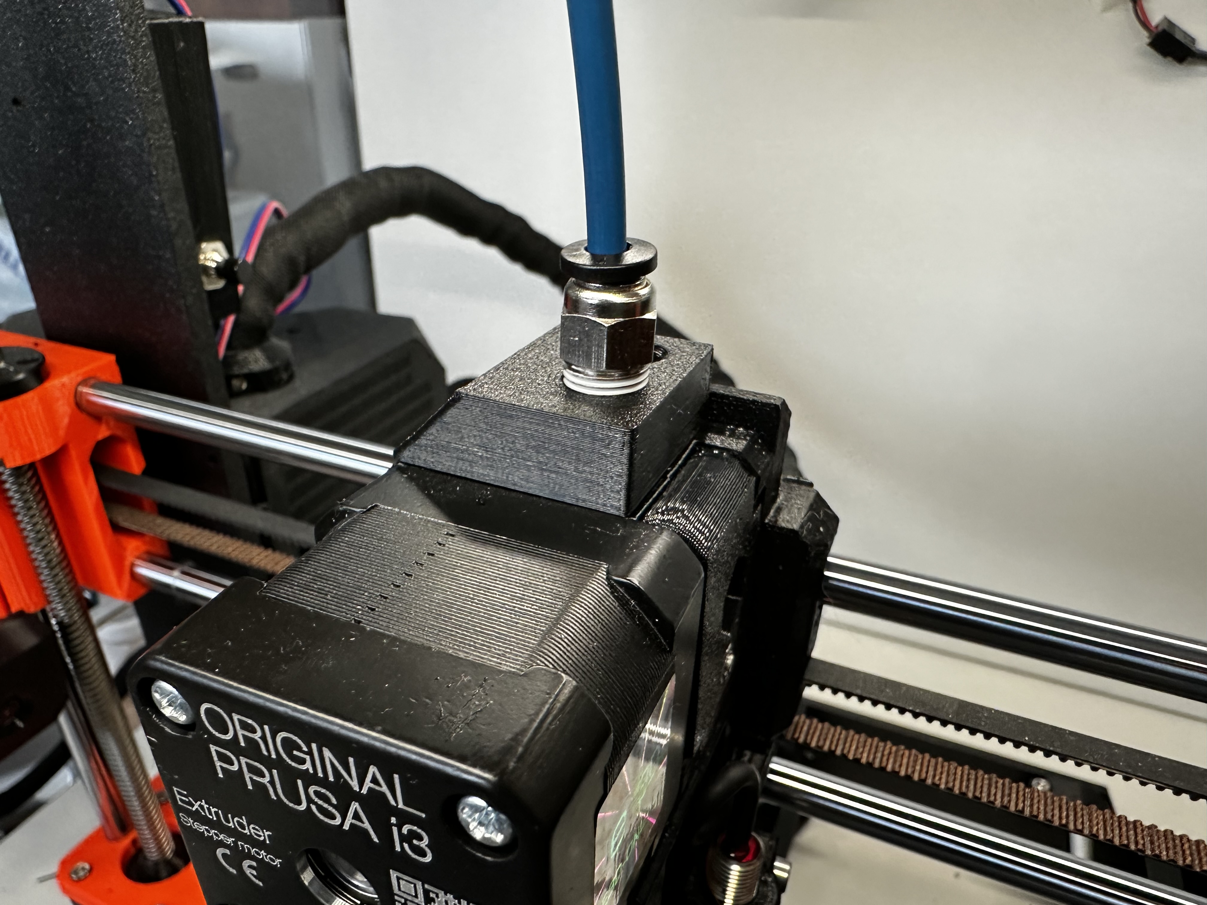 MK3S+ reverse bowden filament sensor cover by franklin | Download free ...