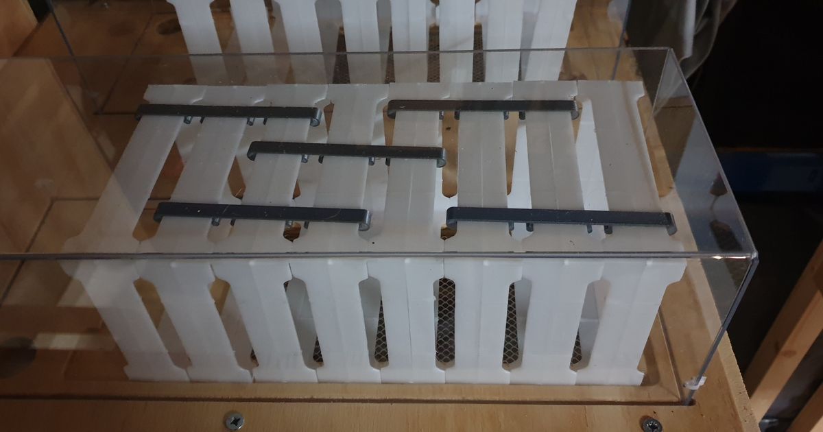 B-Box Honey Frames Holder by Phil | Download free STL model ...