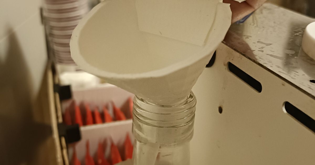 Imbuto bottiglia macchinetta del Caffe da Gianni Picazio | Scarica il ...