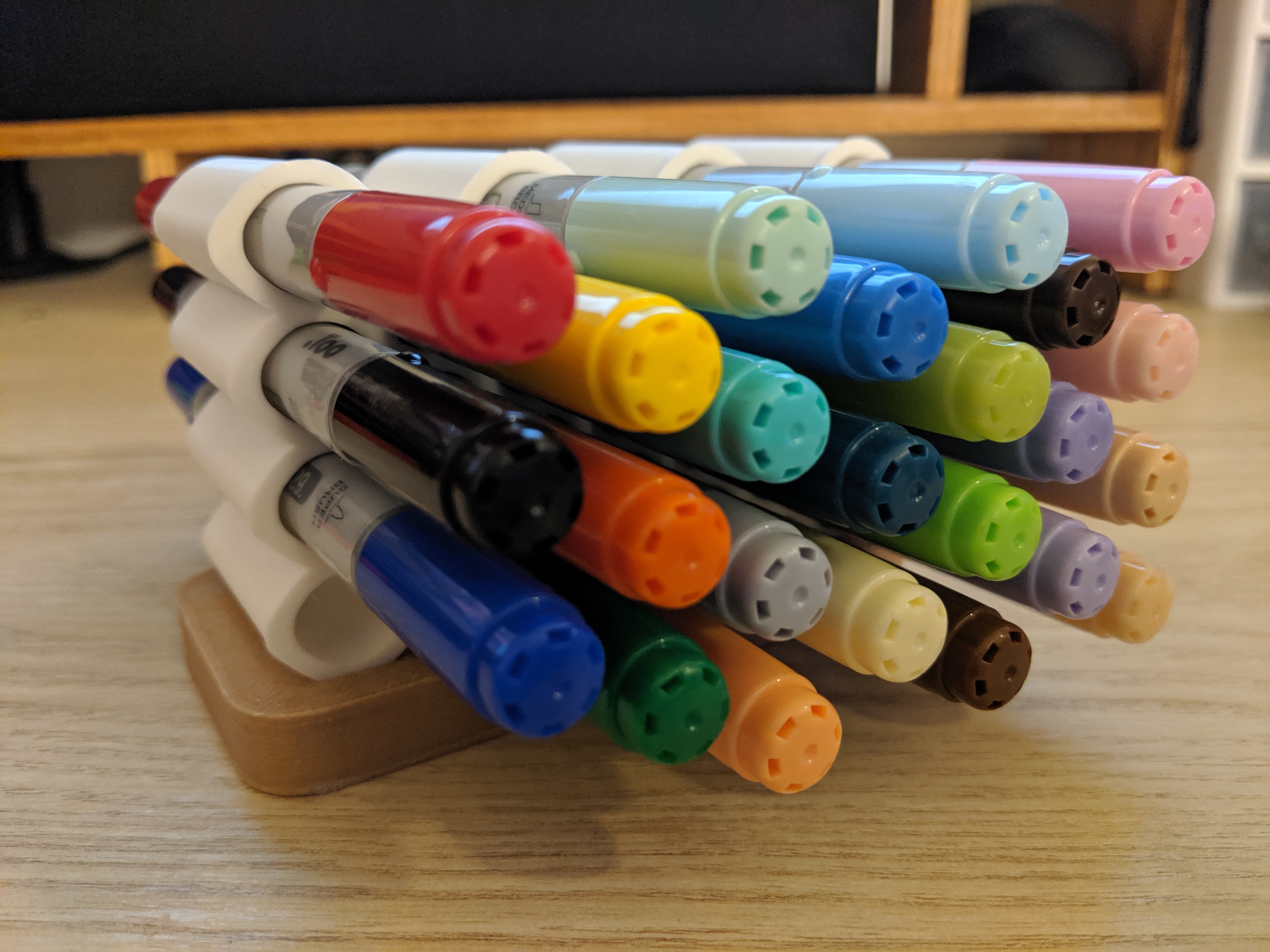 Copic Marker Holder Bee Hive by TreasurousTrey | Download free STL ...