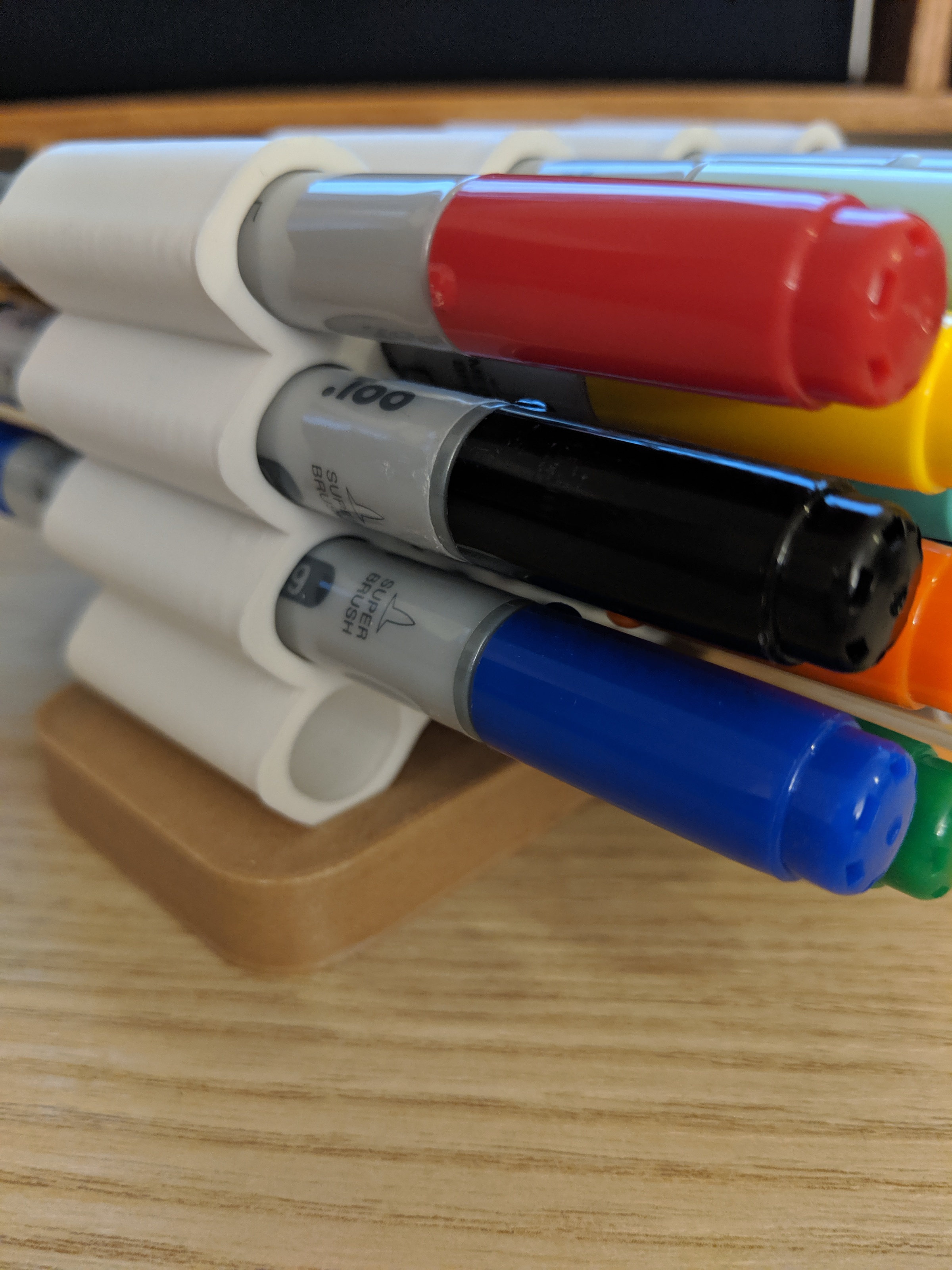 Copic Marker Holder Bee Hive by TreasurousTrey | Download free STL ...