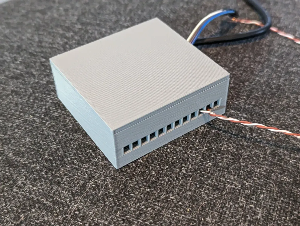 Quad Relay Enclosure by Azega | Download free STL model | Printables.com