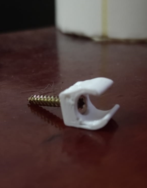 Low profile 7,5mm cable wall clip by Ketura | Download free STL model ...
