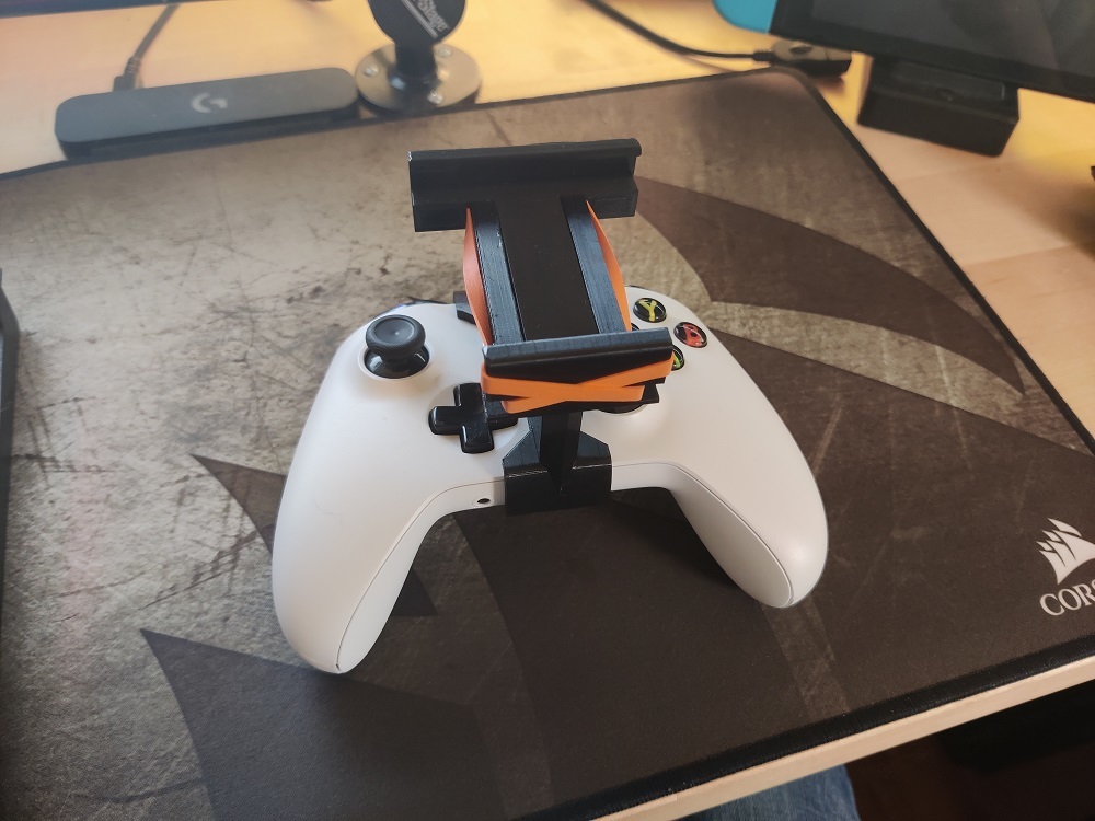 XBOX One Controller Phone Holder by Shynd | Download free STL model ...