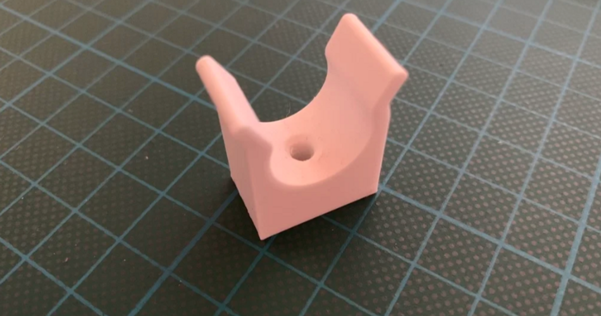Pipe clamp / bracket by tammets | Download free STL model | Printables.com