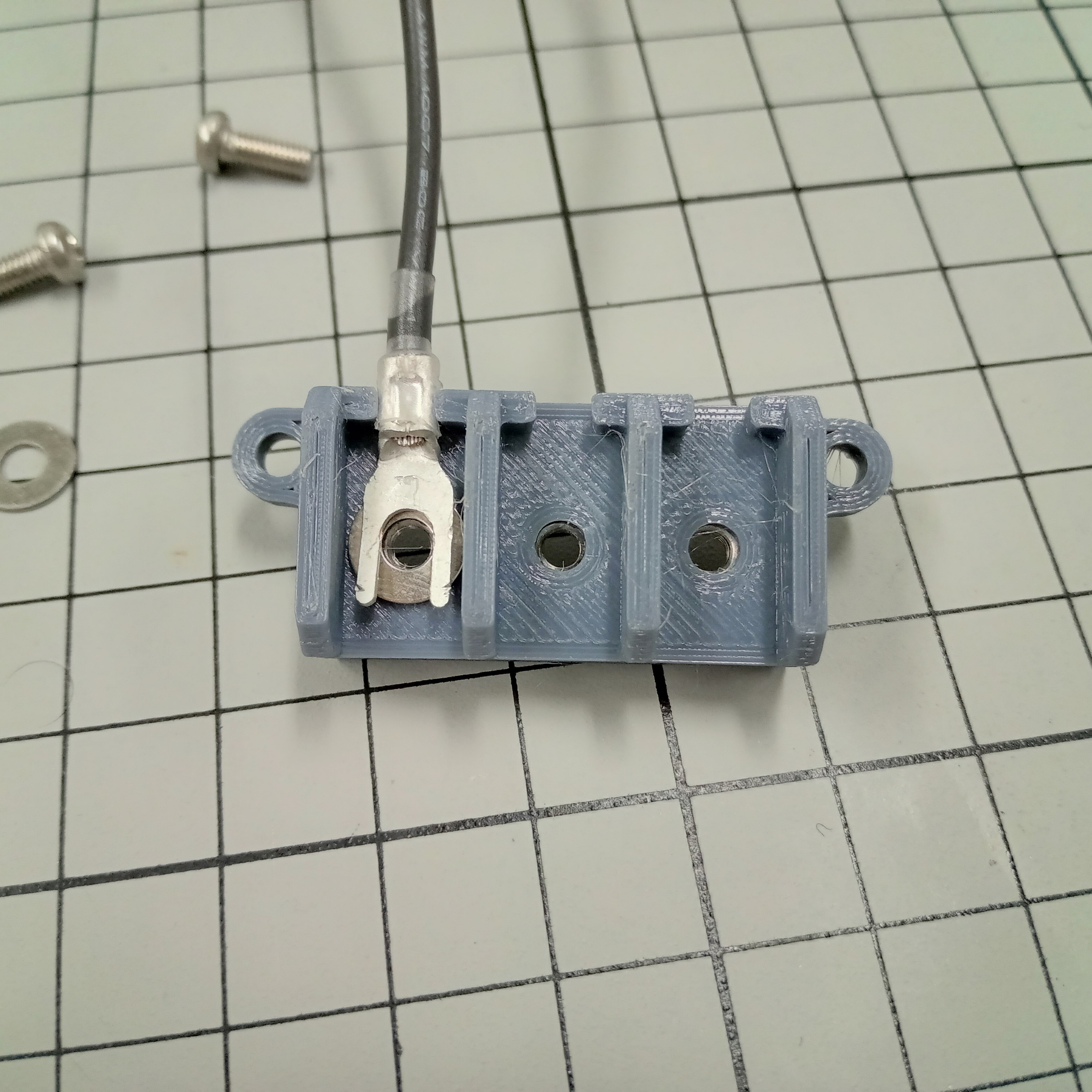 Terminal Block by Kazmar | Download free STL model | Printables.com