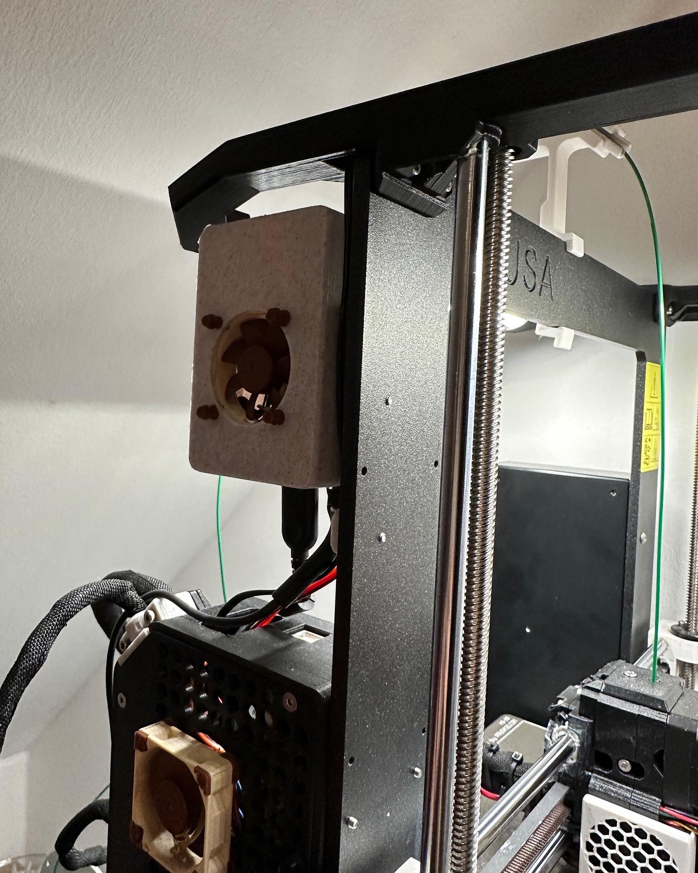 RPi 4 Prusa MK3/MK3S Mount (Remix) by Printyet | Download free STL ...