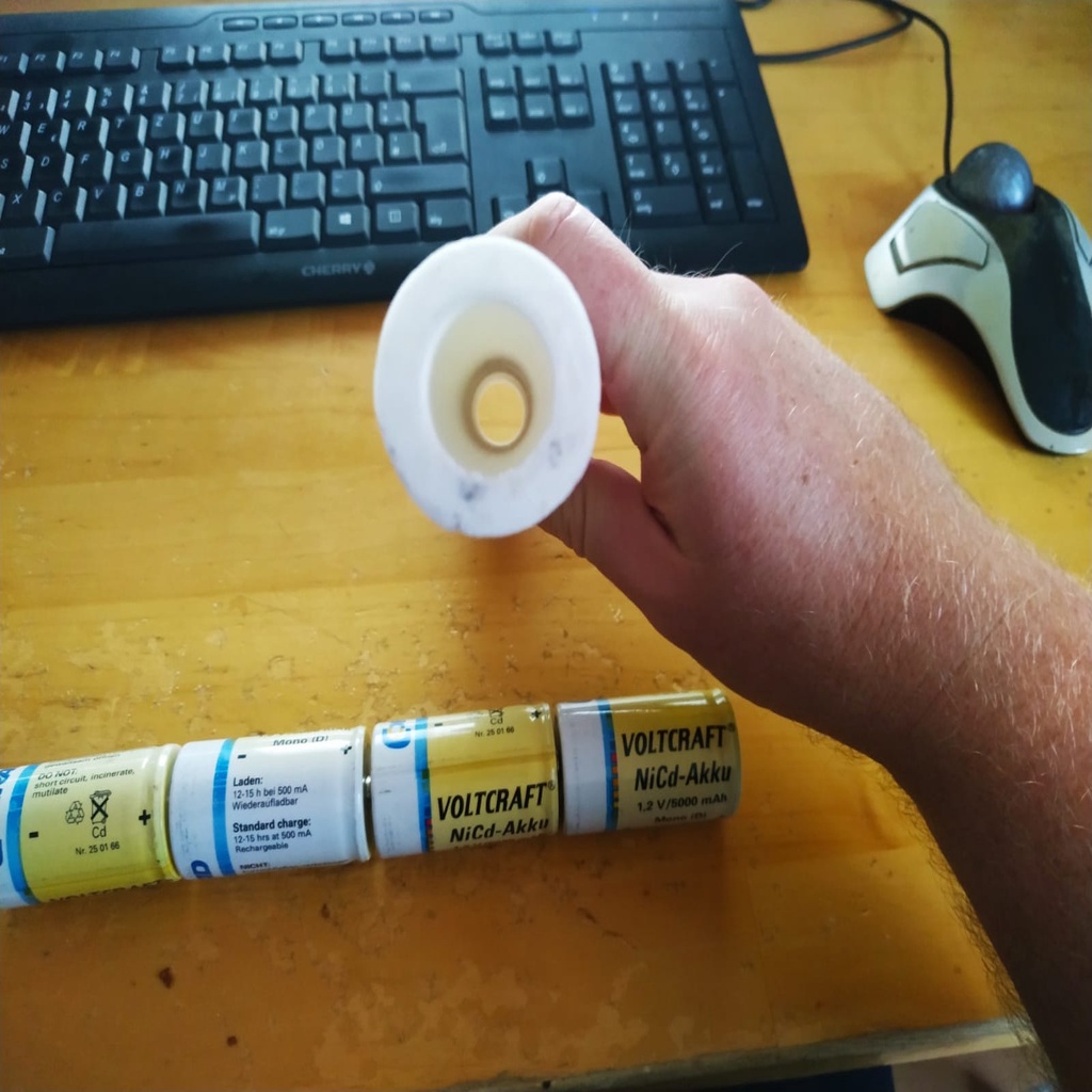 D-Cell to 18650 battery adapter by HolgiB | Download free STL model ...