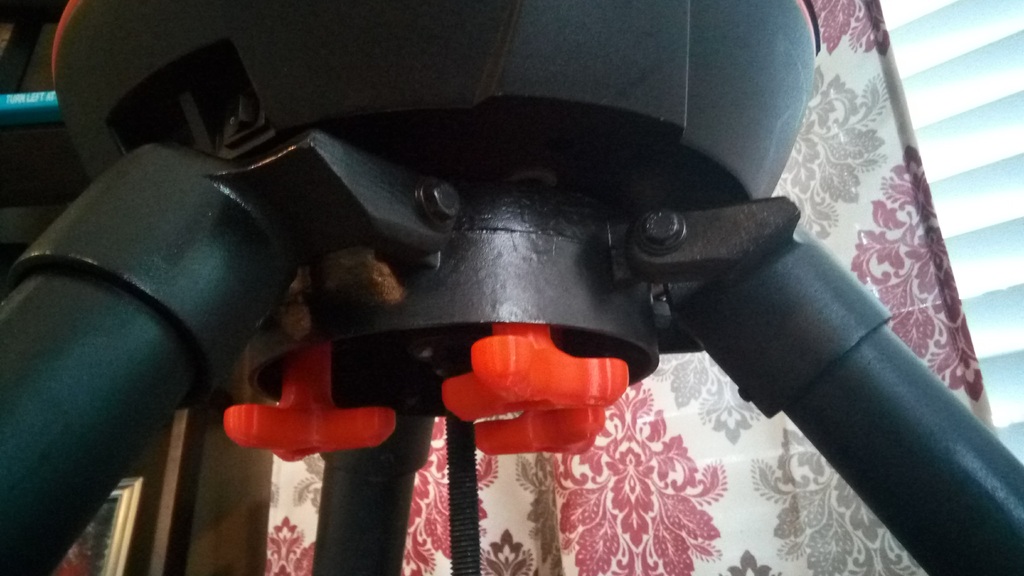 Celestron C8 Tripod Tool-less Bolts by forkineye | Download free STL ...