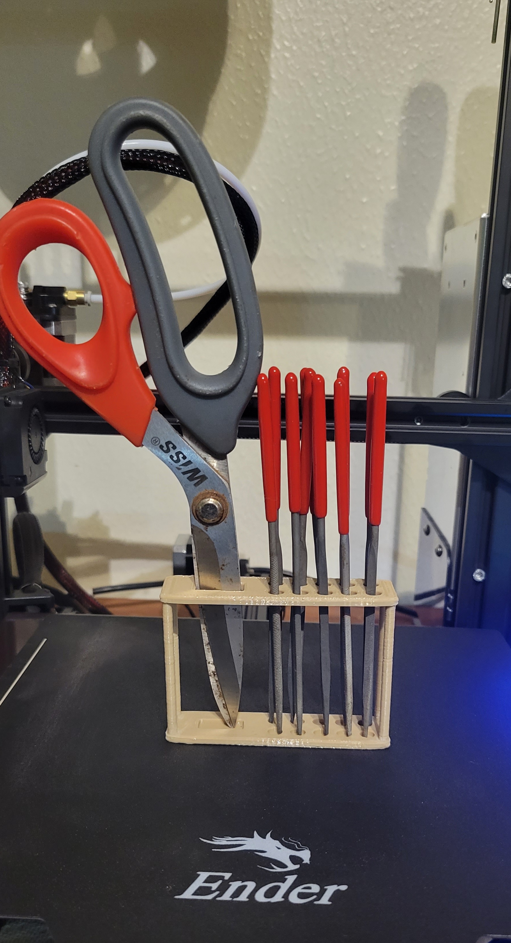 File/Scissor holder by Nicholas Cheesman | Download free STL model ...