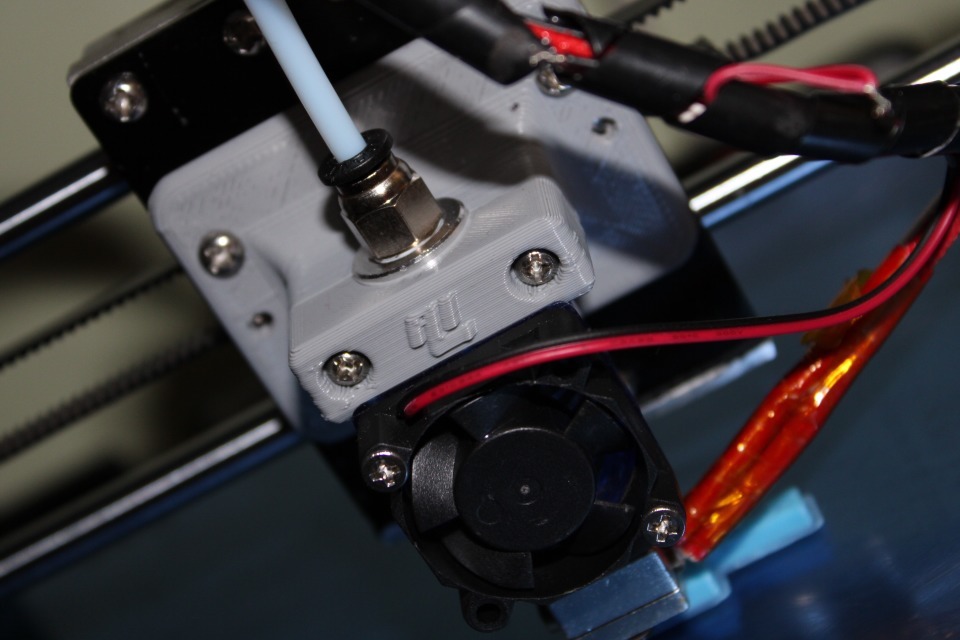 E3D mount for Anet A8 for existing aluminum x carriage by Aakaar Lab ...