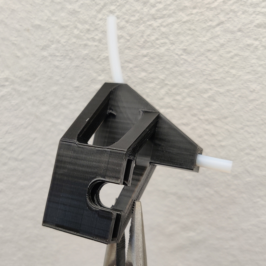 Ender 3 v2 Filament guide by DocHertz | Download free STL model ...