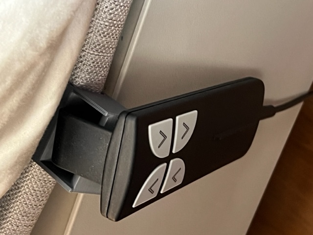 Sleepnumber Remote Holder - Bed Mount by Bob K | Download free STL ...