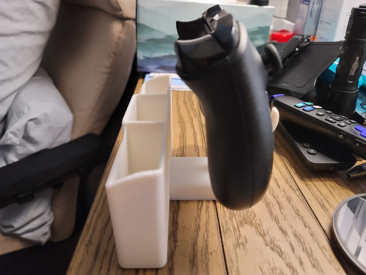 Desktop Controller & Remote Holder -- REMIX by TxGnRnr | Download free ...