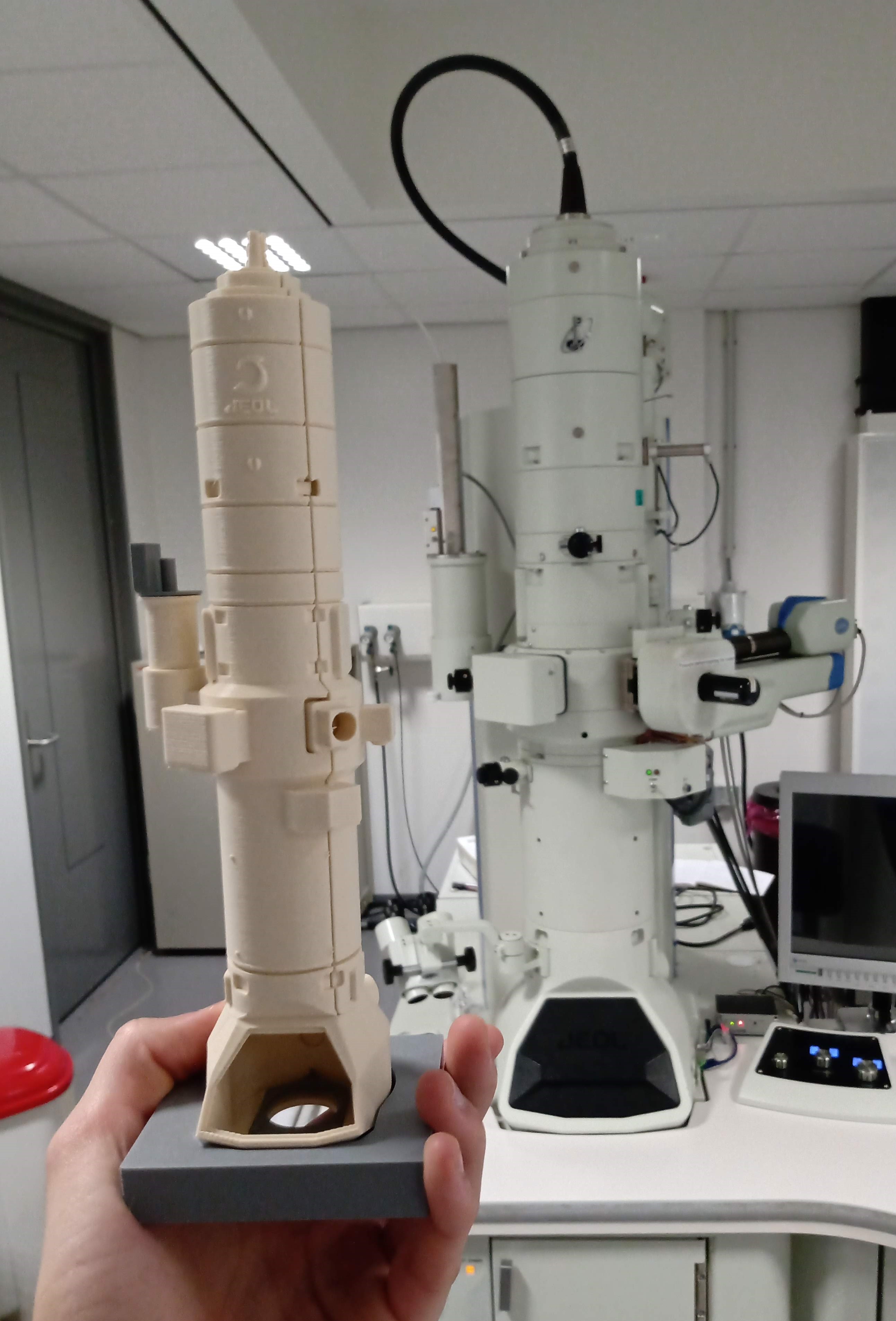 Transmission Electron Microscope by Nemo Andrea | Download free STL ...