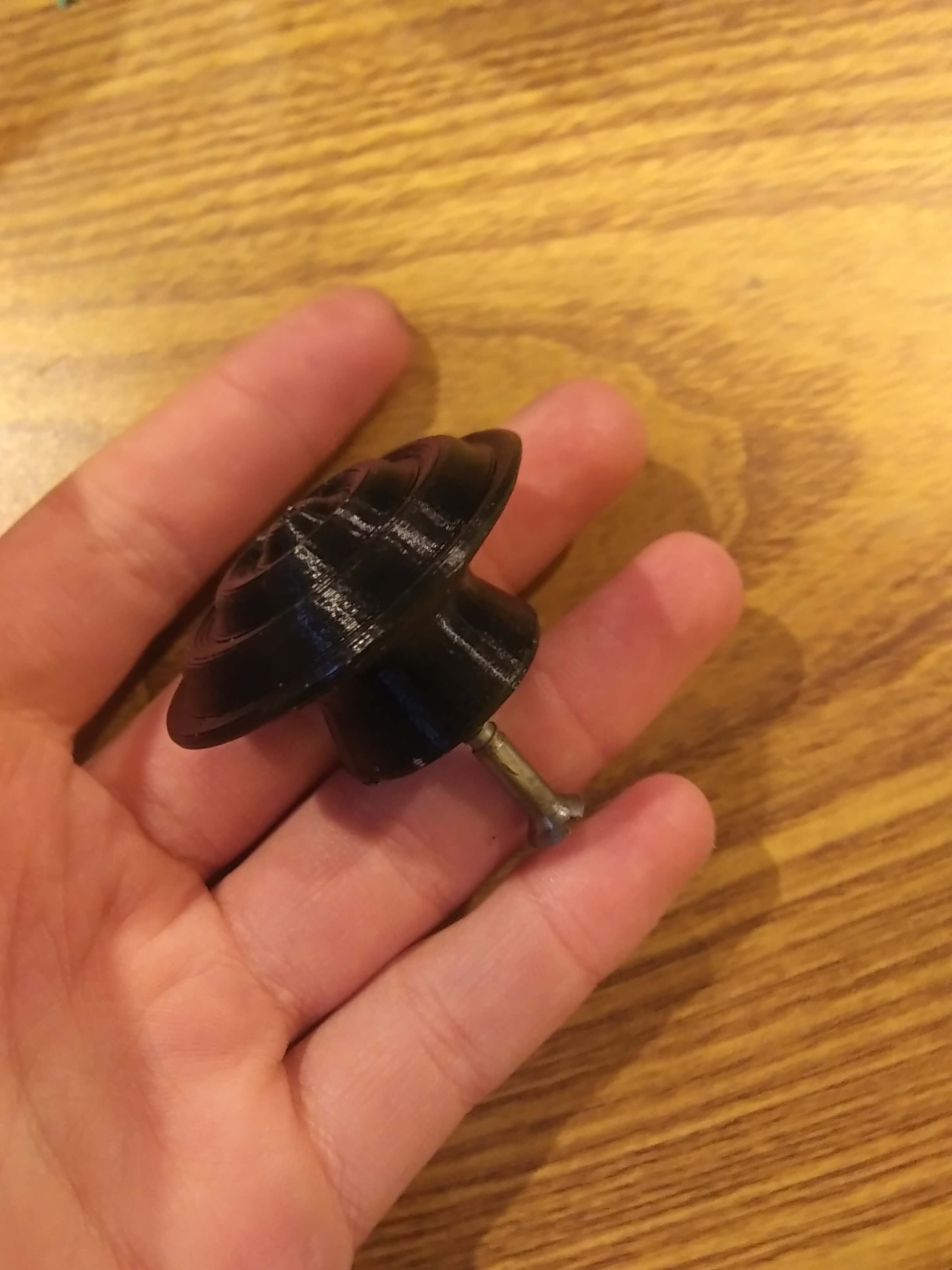Wavy Drawer Knob With M4 Mounting Hole by Robo_Kong | Download free STL ...