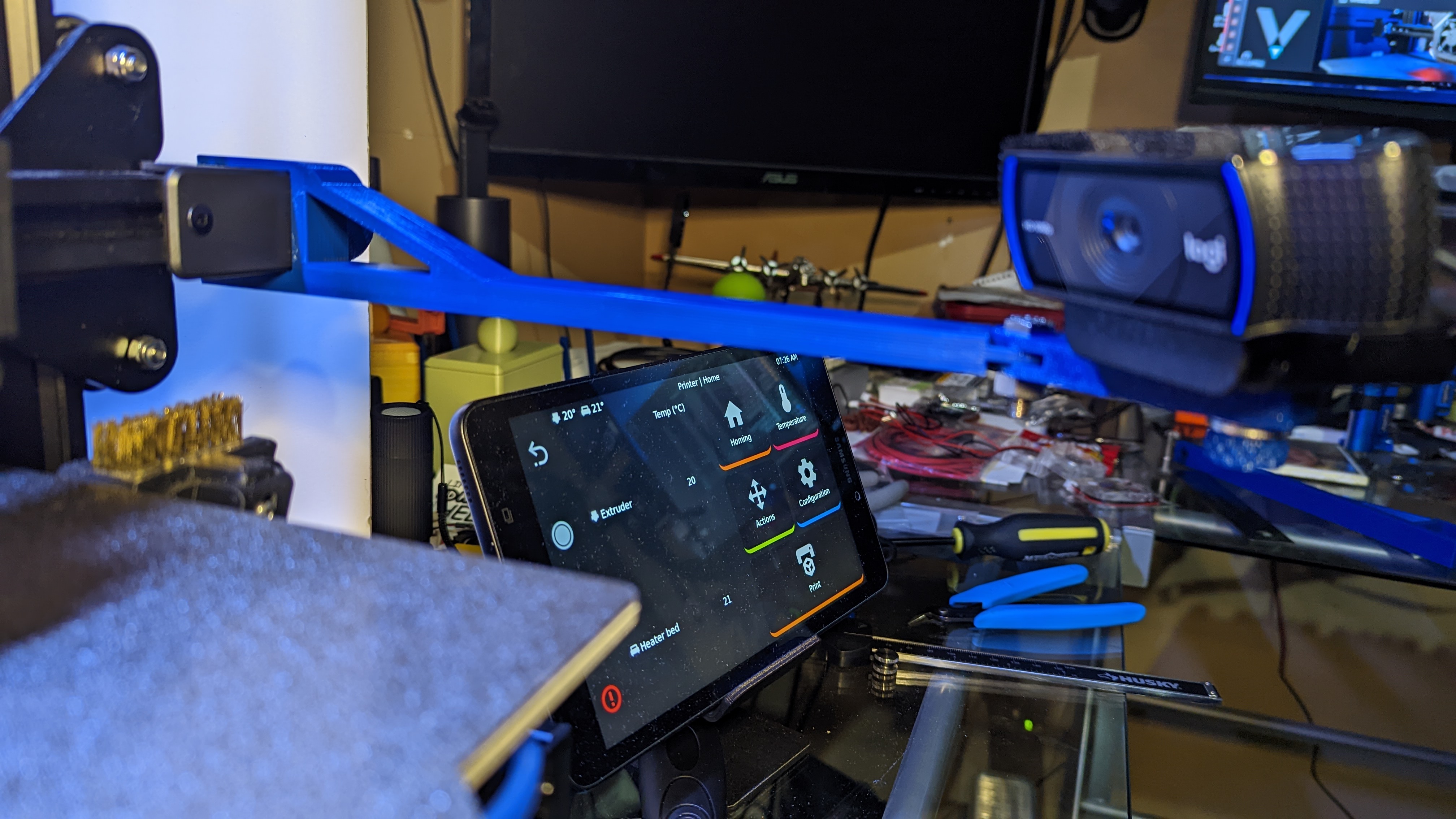 Ender 3 v2 Z-Axis Camera arm by Matty3D | Download free STL model ...