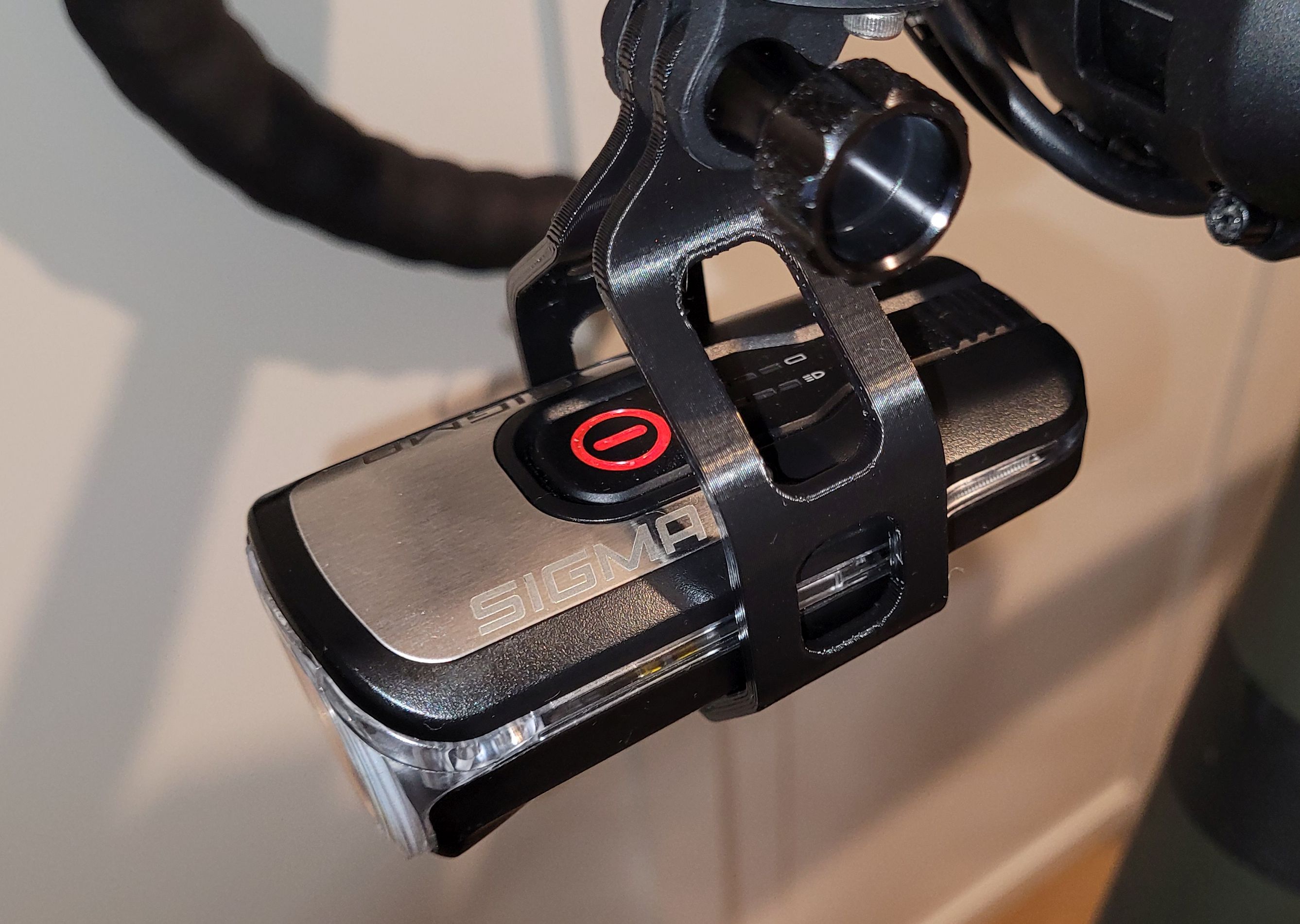 Sigma Aura 80 GoPro Halterung by Sukatraps | Download free STL model ...