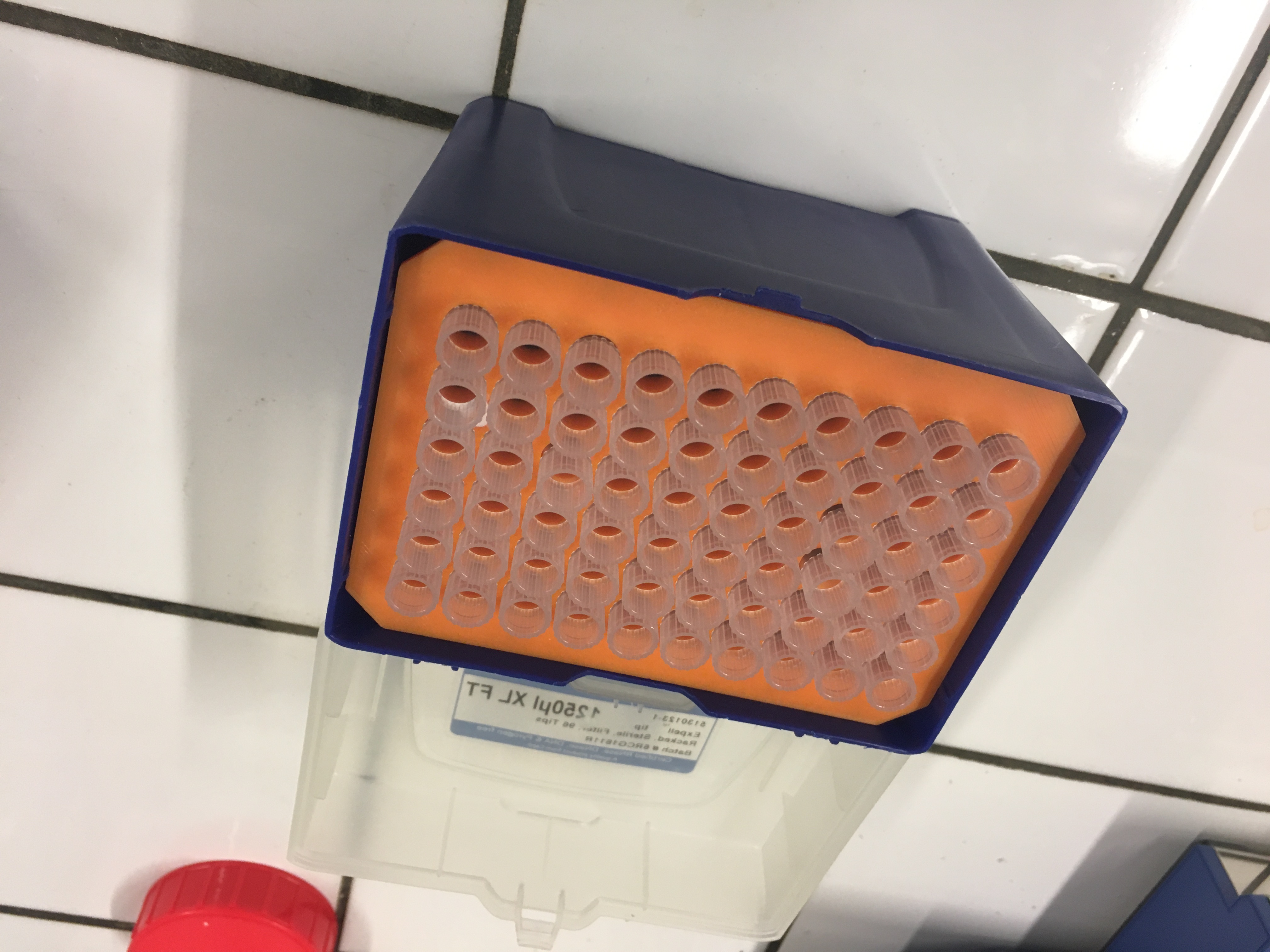 Inlet for a pipette tips box by nikolay.tumanov | Download free STL ...