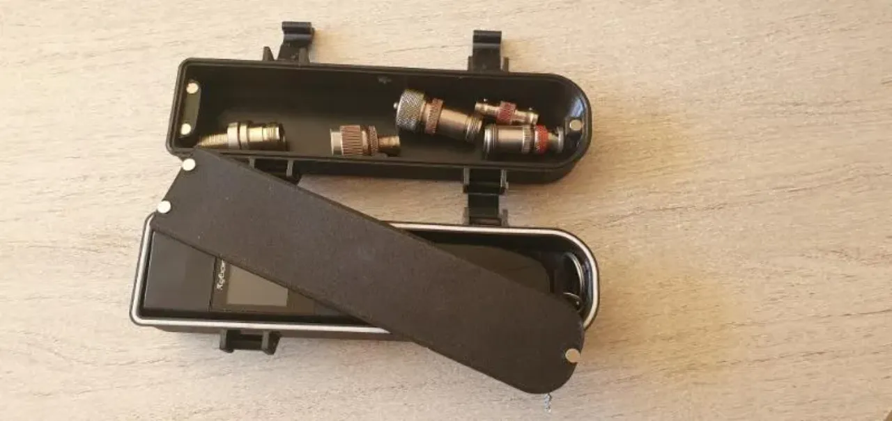 PROTECTION BOX FOR RIGEXPERT Stick Pro by f1nsr | Download free STL model | Printables.com