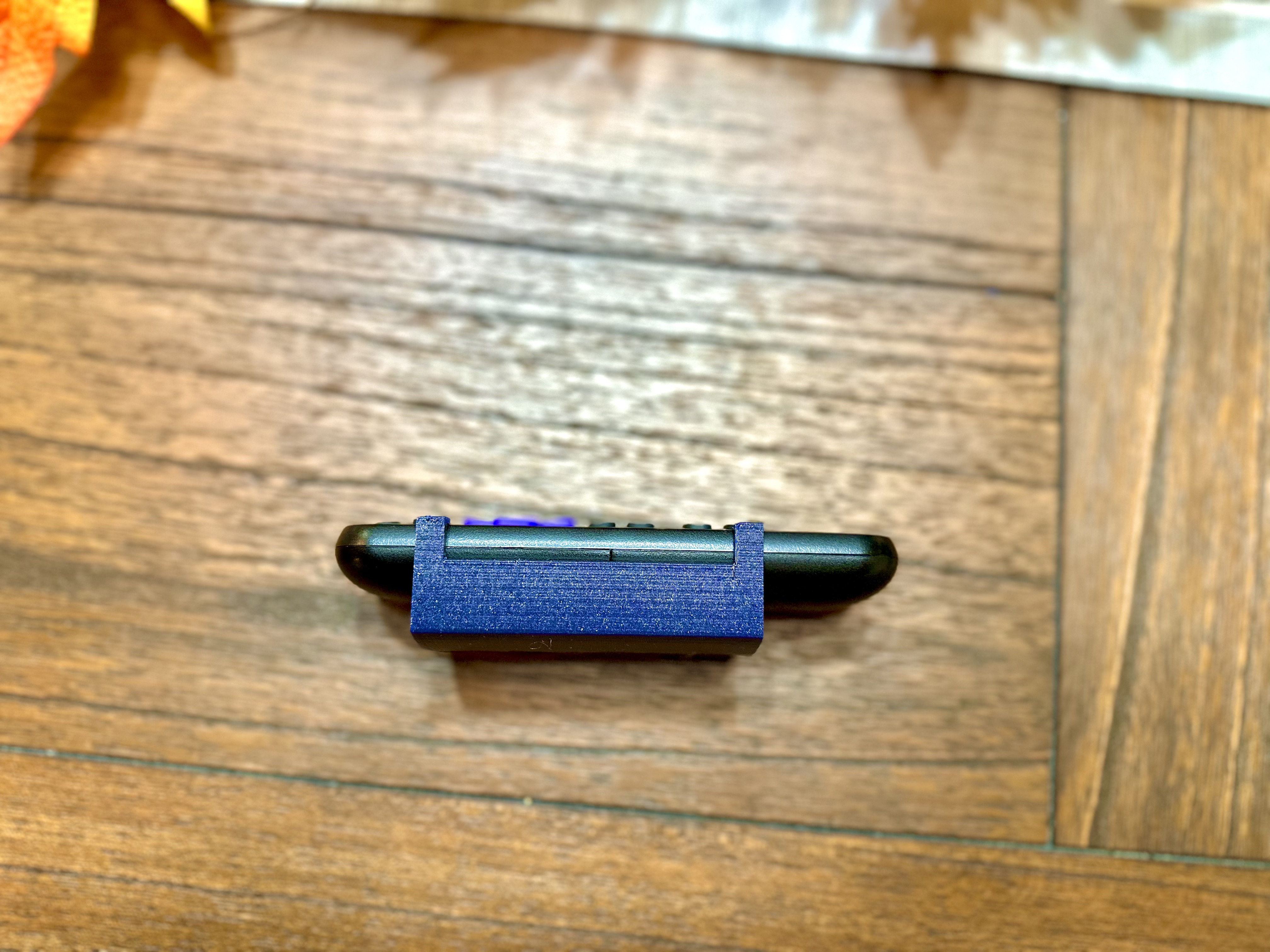 Airtag holder for Roku Remote by 3dptrk | Download free STL model ...