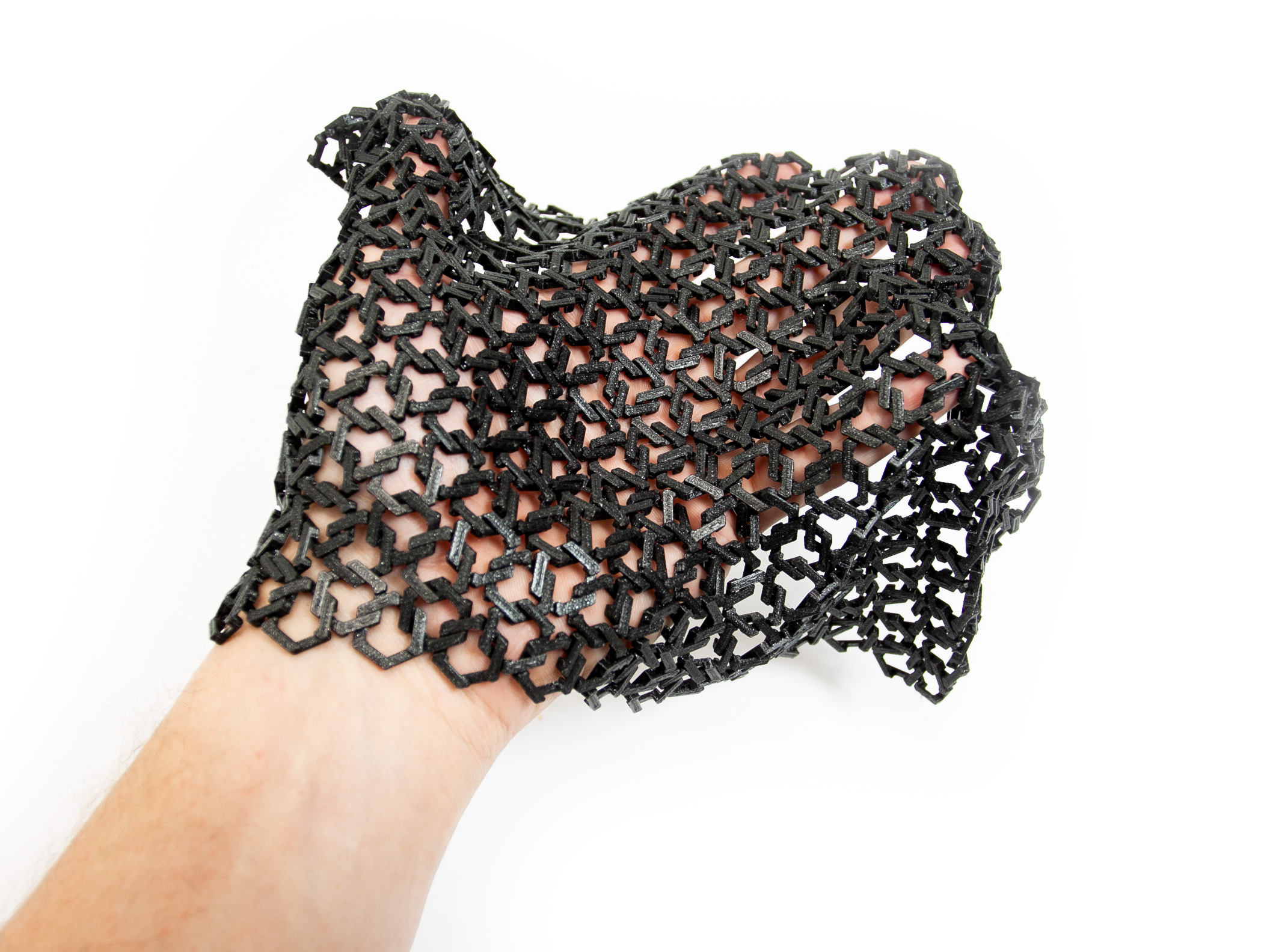 Chainmail fabric with hexagonal pattern by Michal Fanta | Download free ...