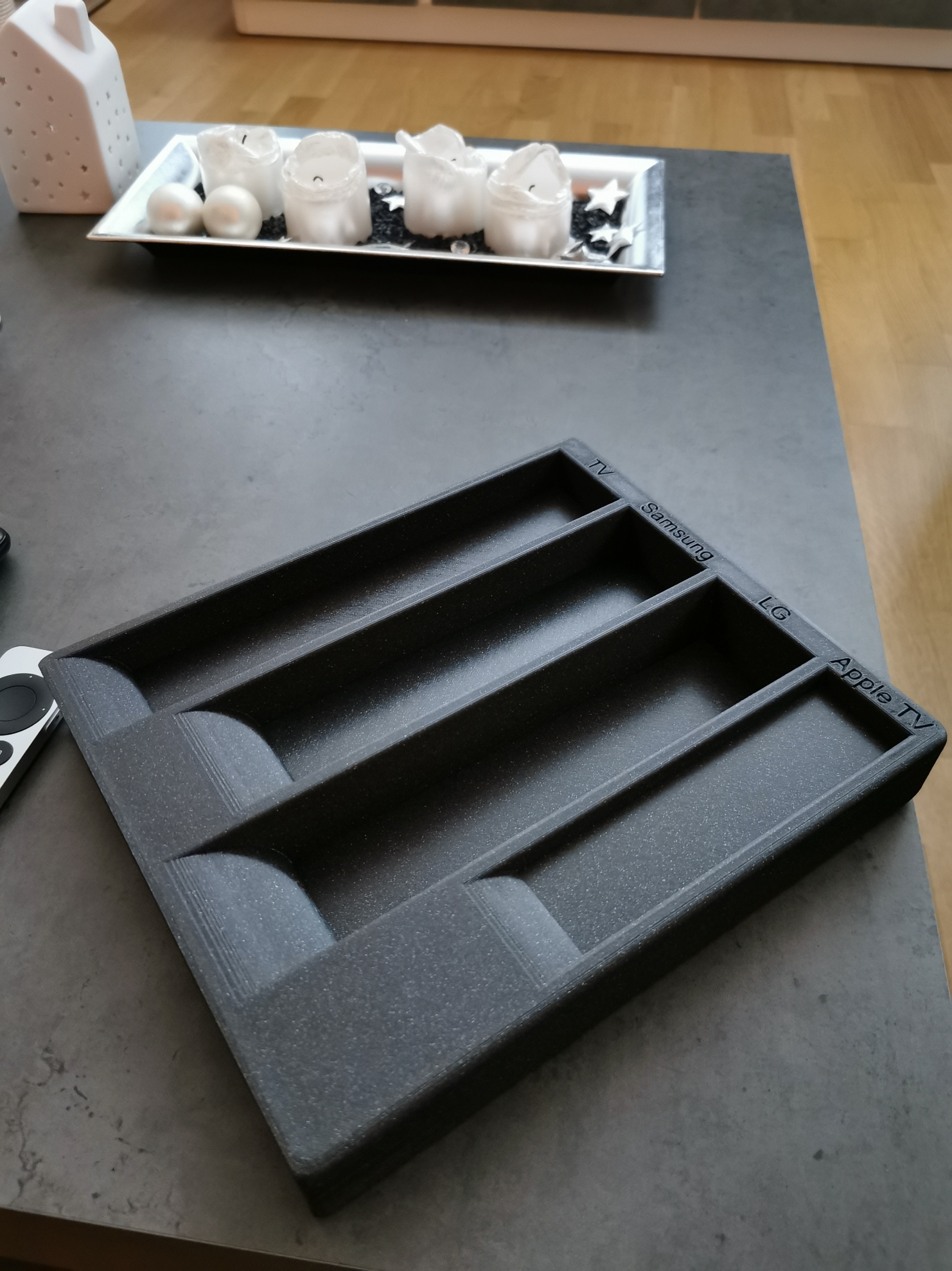 Remote Tray by Beryljam | Download free STL model | Printables.com