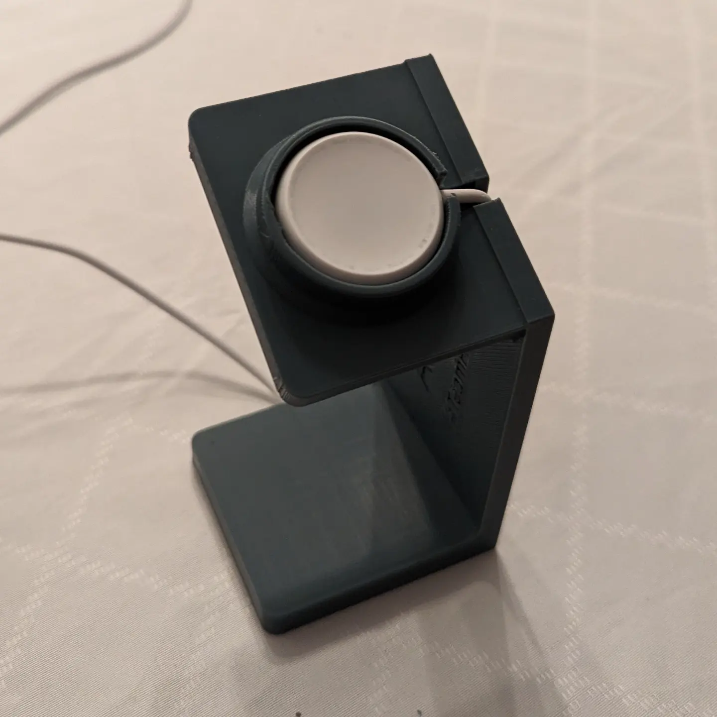 Pixel watch stand by Mazoren | Download free STL model | Printables.com