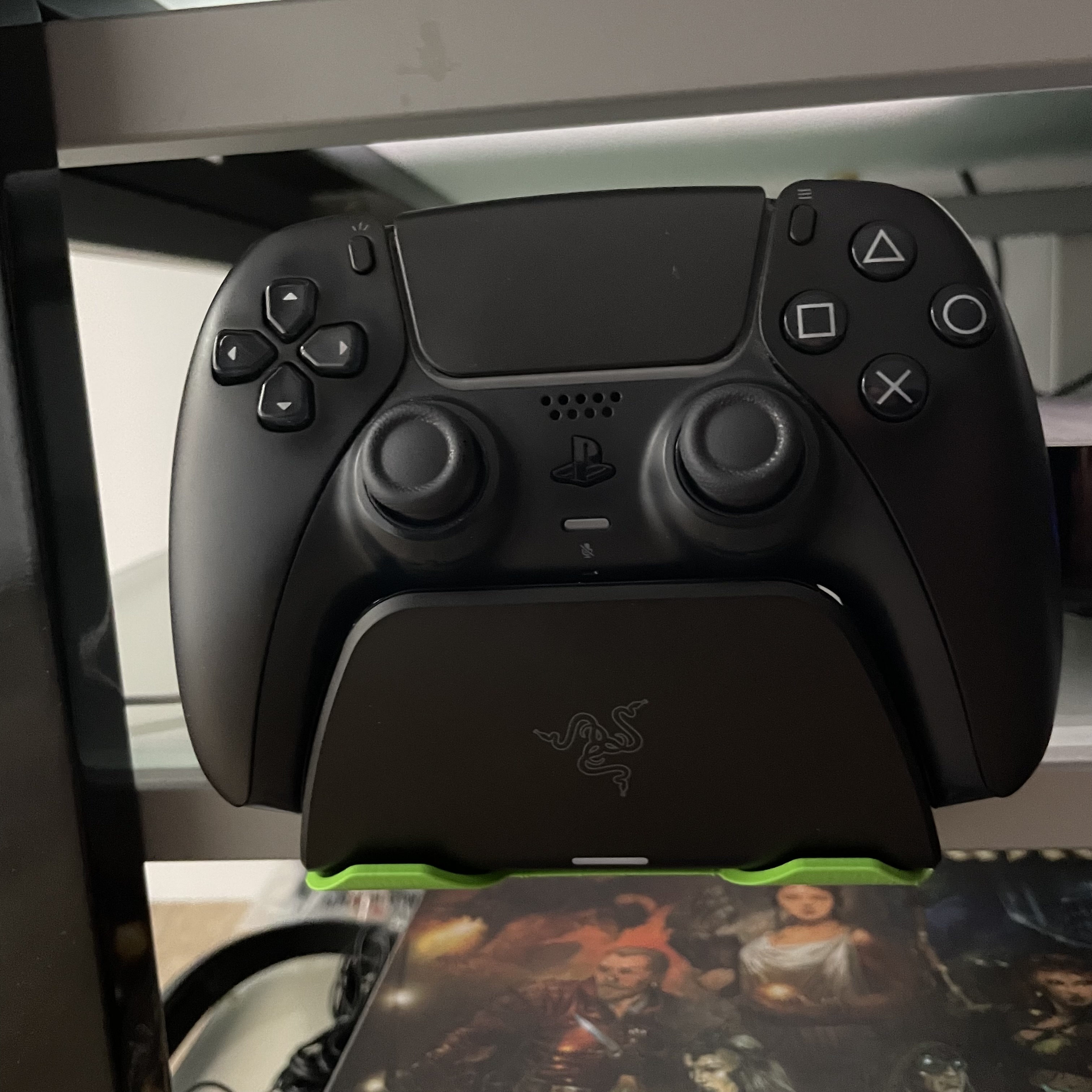 Charging Stand for PS5 Controler by DaHouzKat | Download free STL model ...