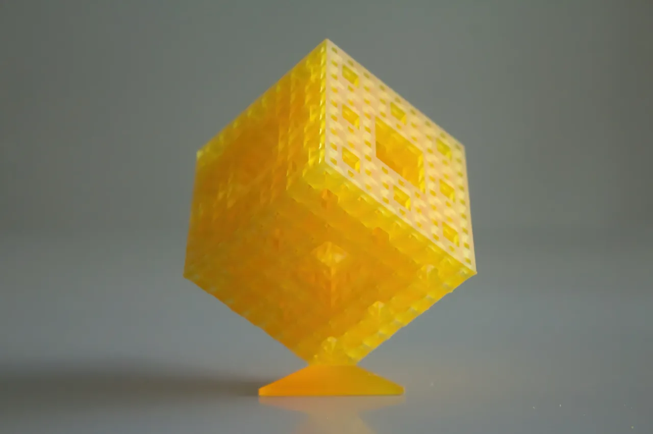 Menger Sponge (Sierpinski Cube) with stand by Fab3D Udesc | Download free STL model | Printables.com